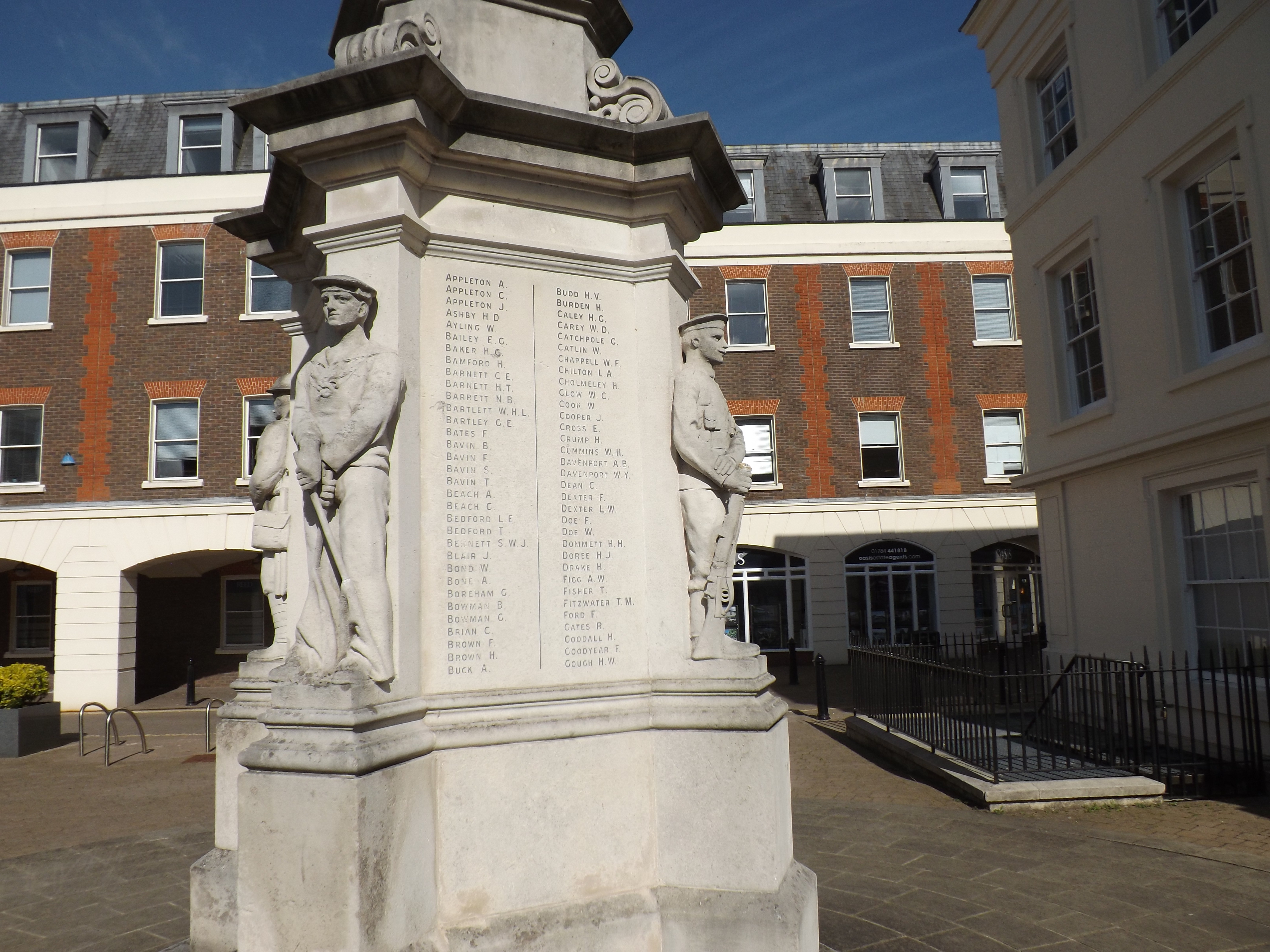 Staines - War Memorials Online