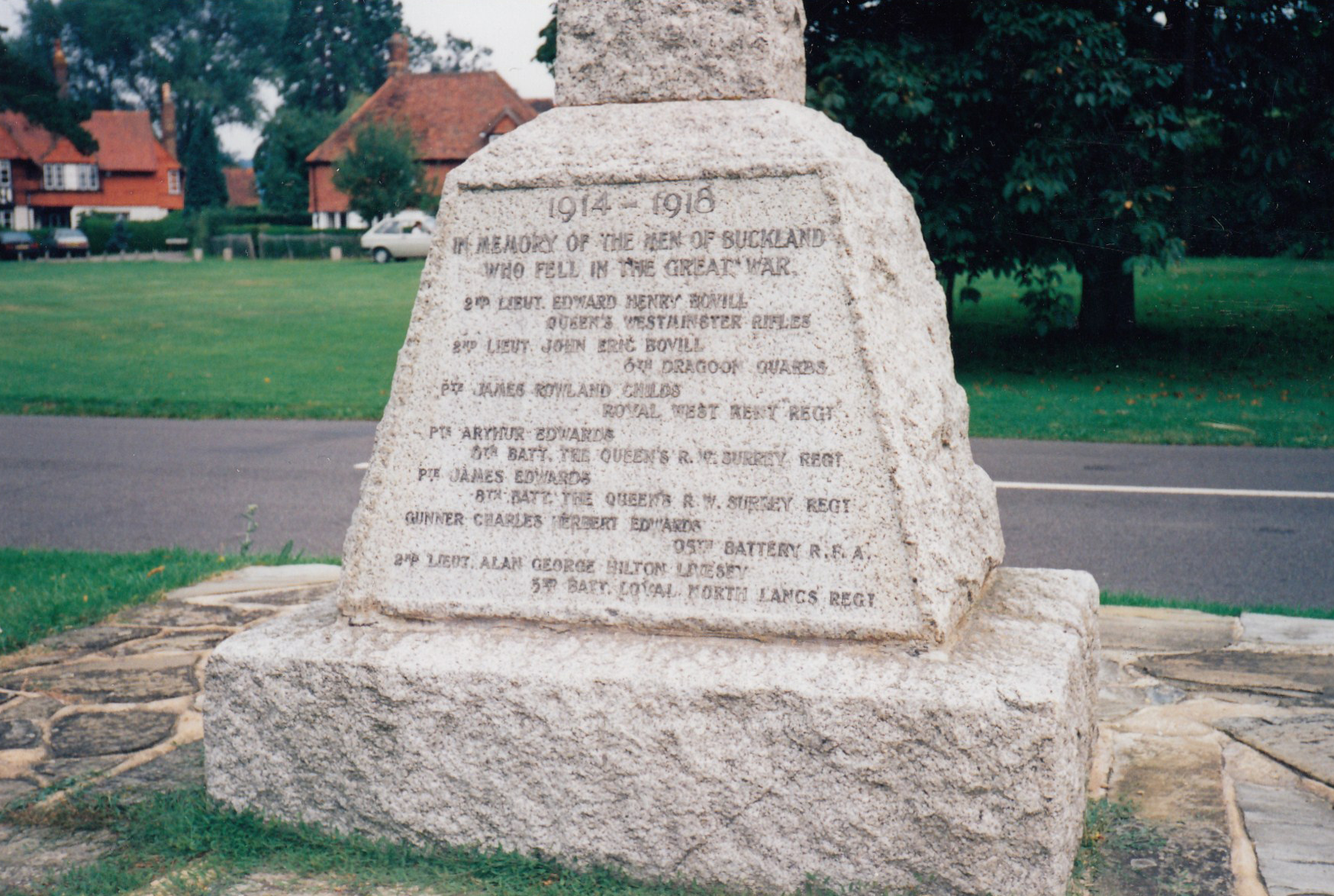 BUCKLAND WAR MEMORIAL - War Memorials Online