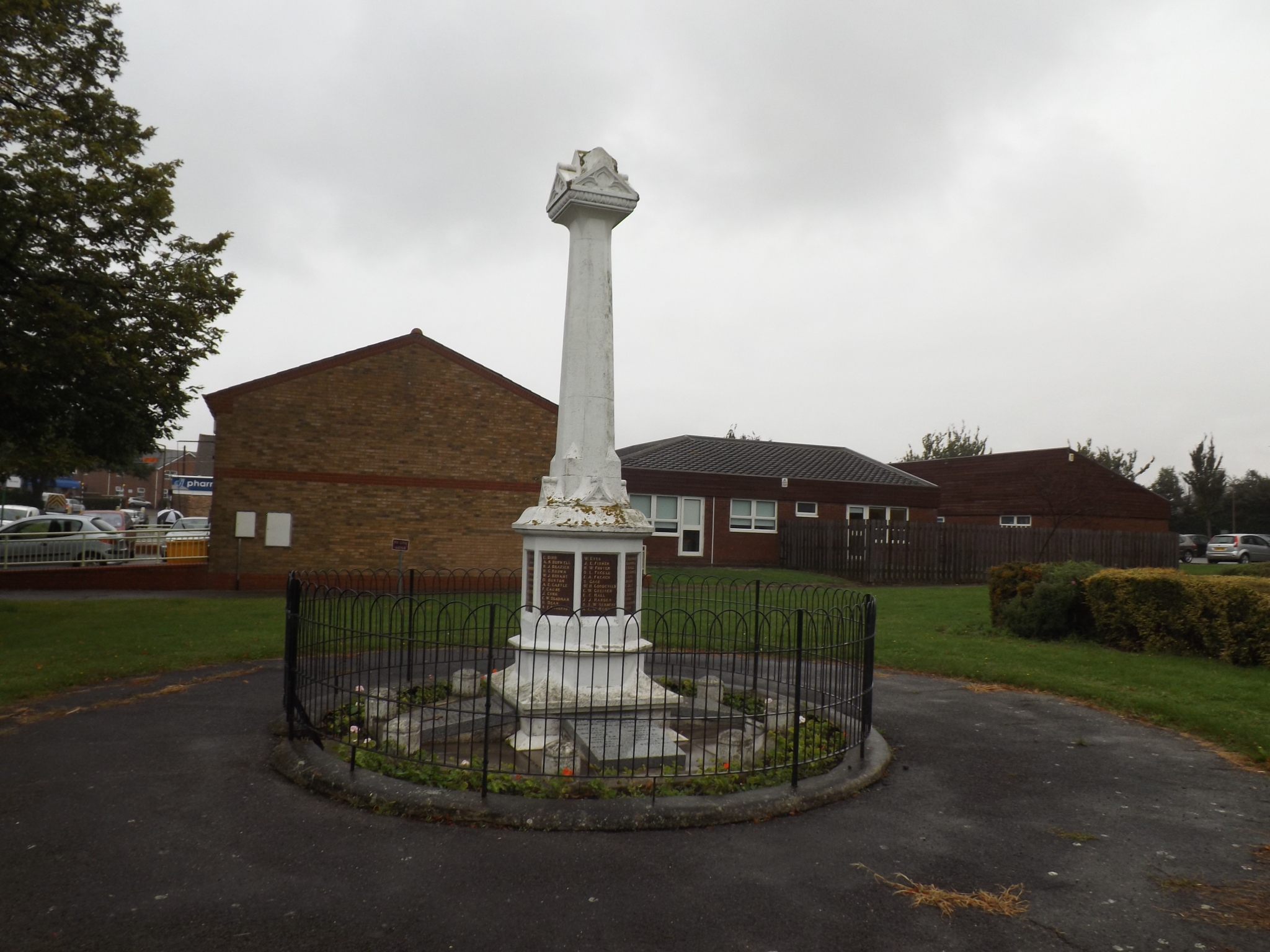 Shoeburyness War Memorial - War Memorials Online