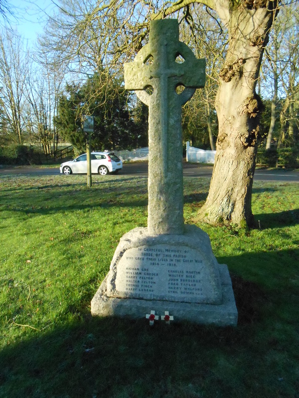 GESTINGTHORPE - War Memorials Online