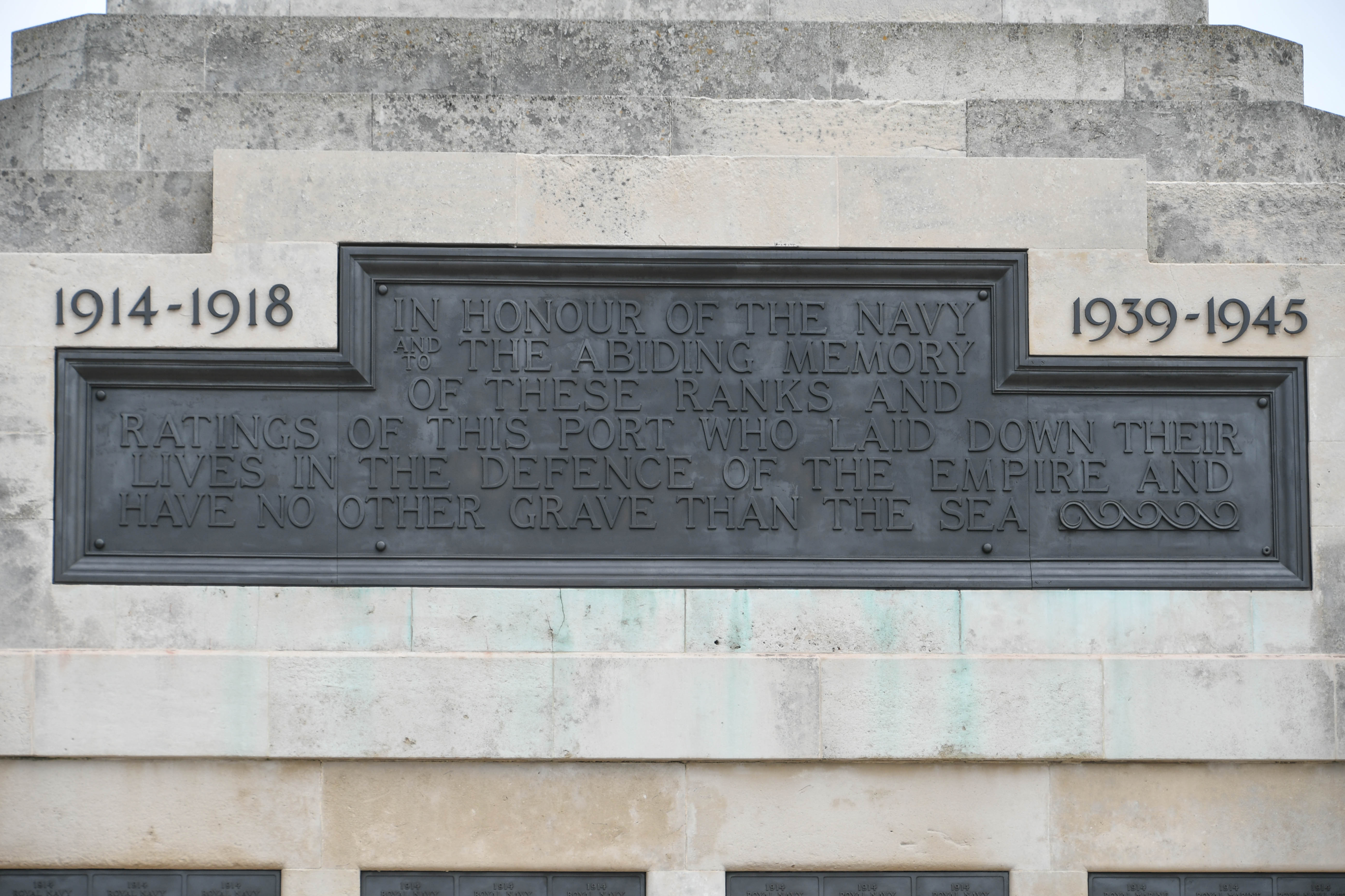 Royal Navy / Portsmouth Naval Memorial - War Memorials Online