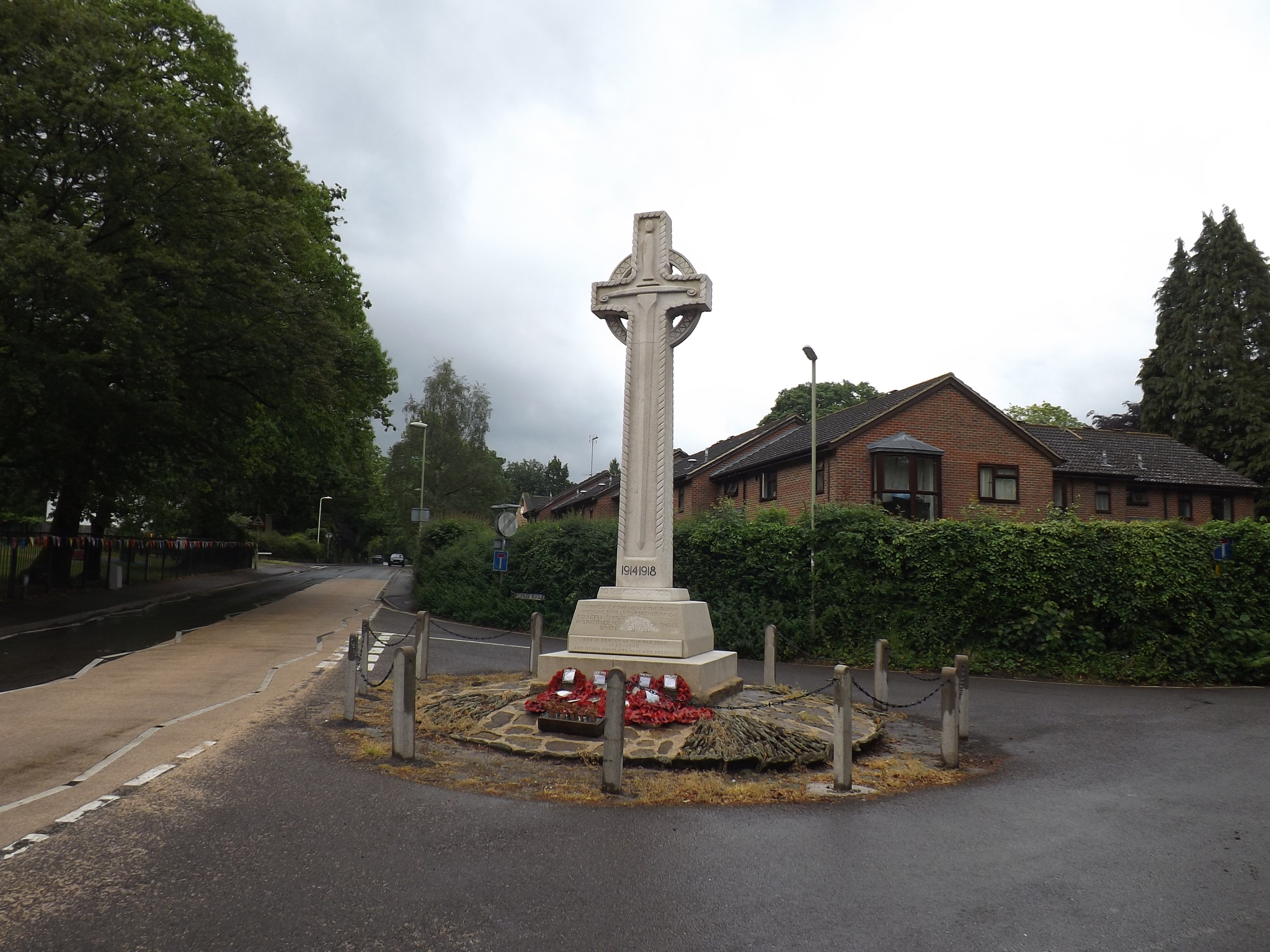 Church Crookham Cross - War Memorials Online