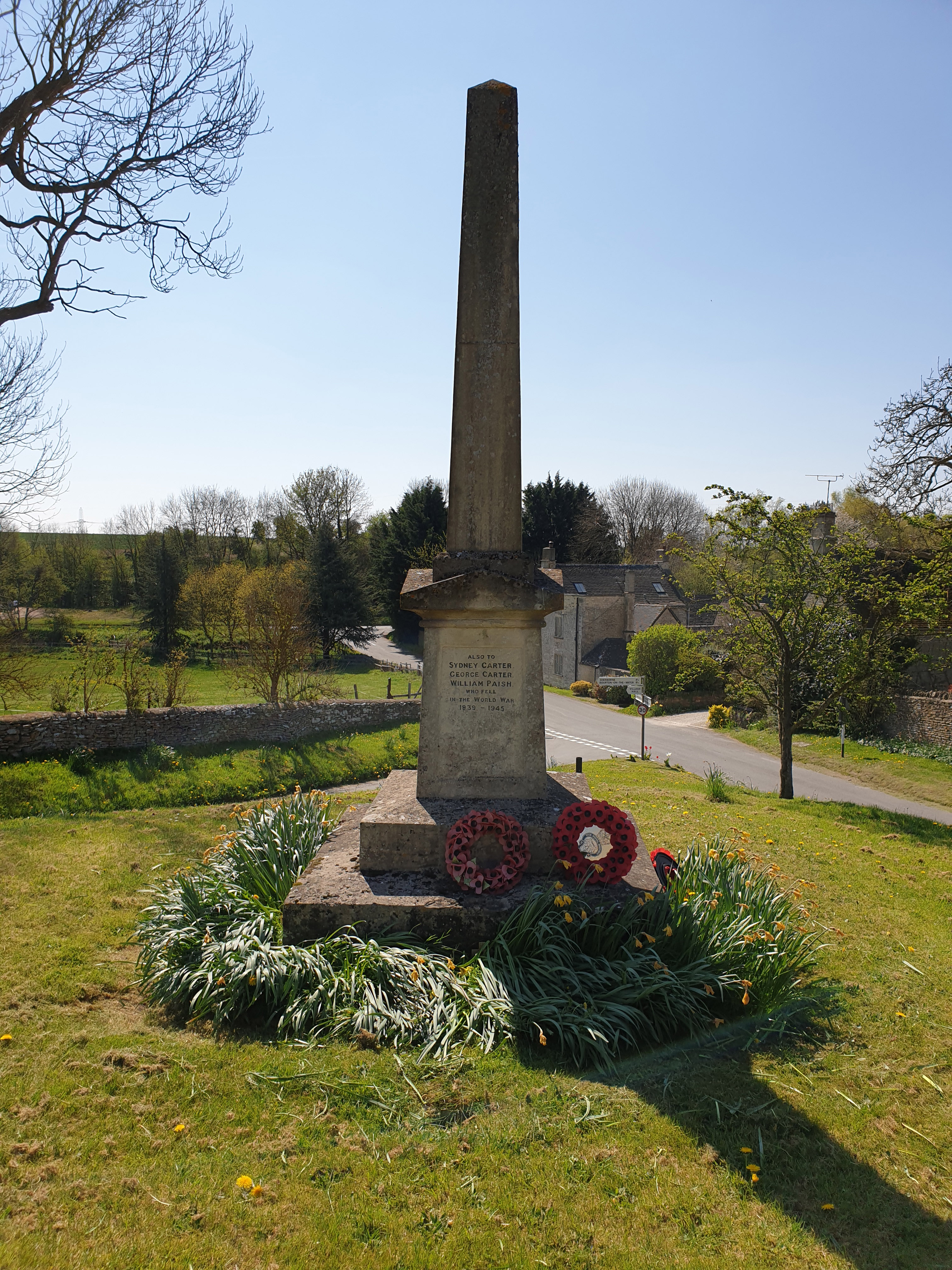 Aldsworth - War Memorials Online