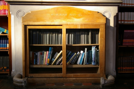 THETFORD GRAMMAR SCHOOL WW2 MEMORIAL BOOK CASE