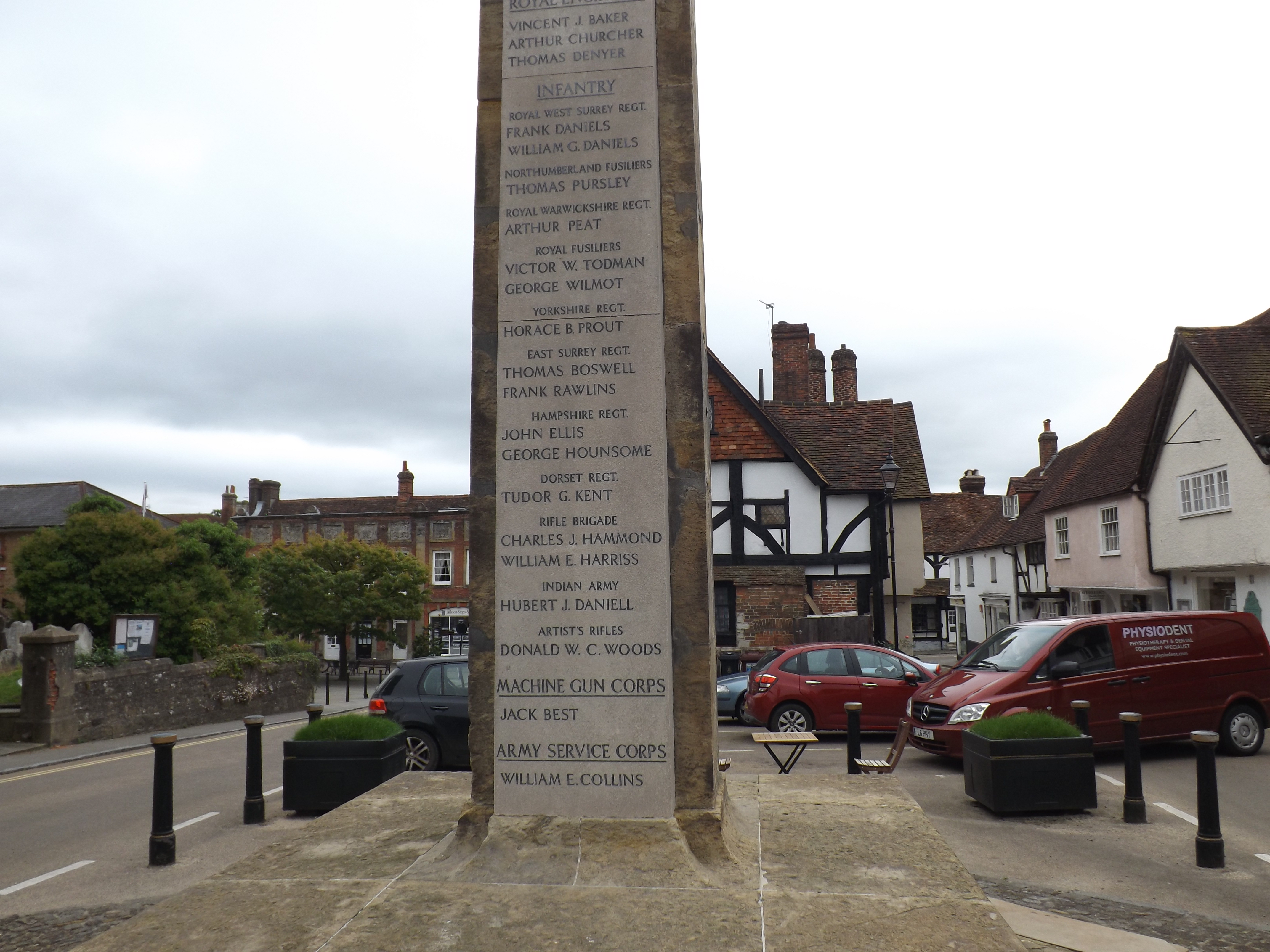 Midhurst - War Memorials Online