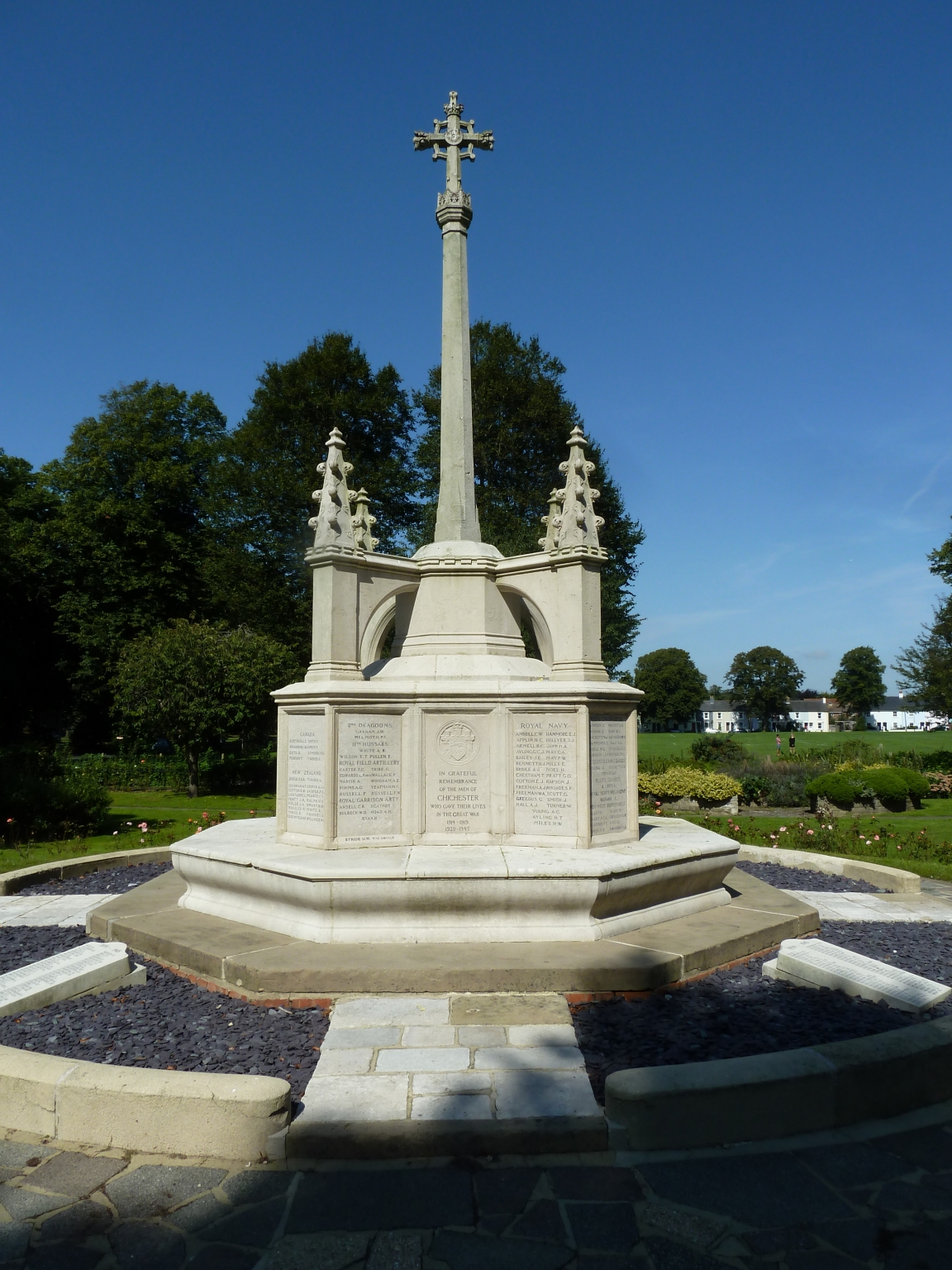 Chichester - War Memorials Online