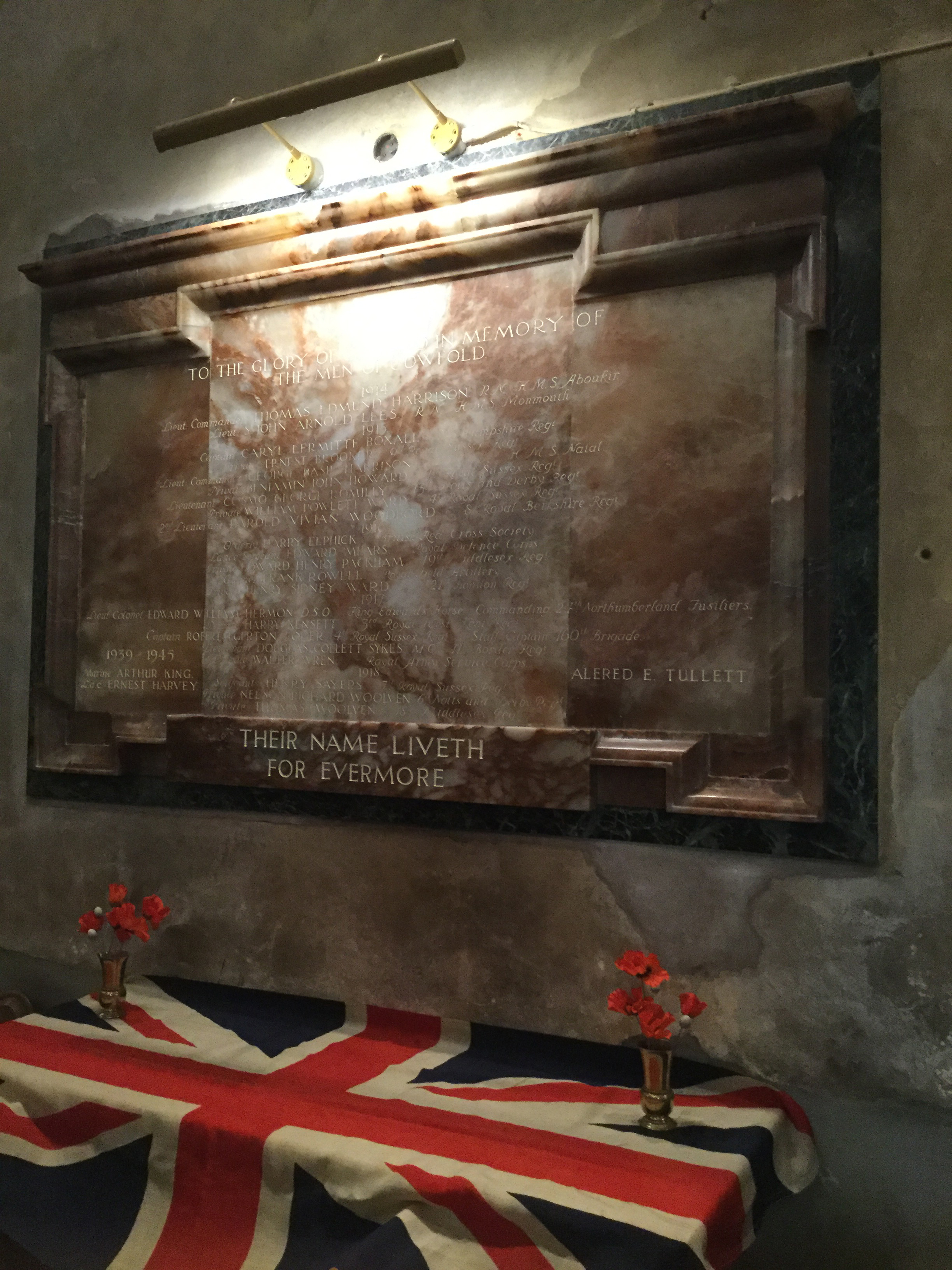 ST PETER'S CHURCH TABLET WW1 AND WW2 - War Memorials Online