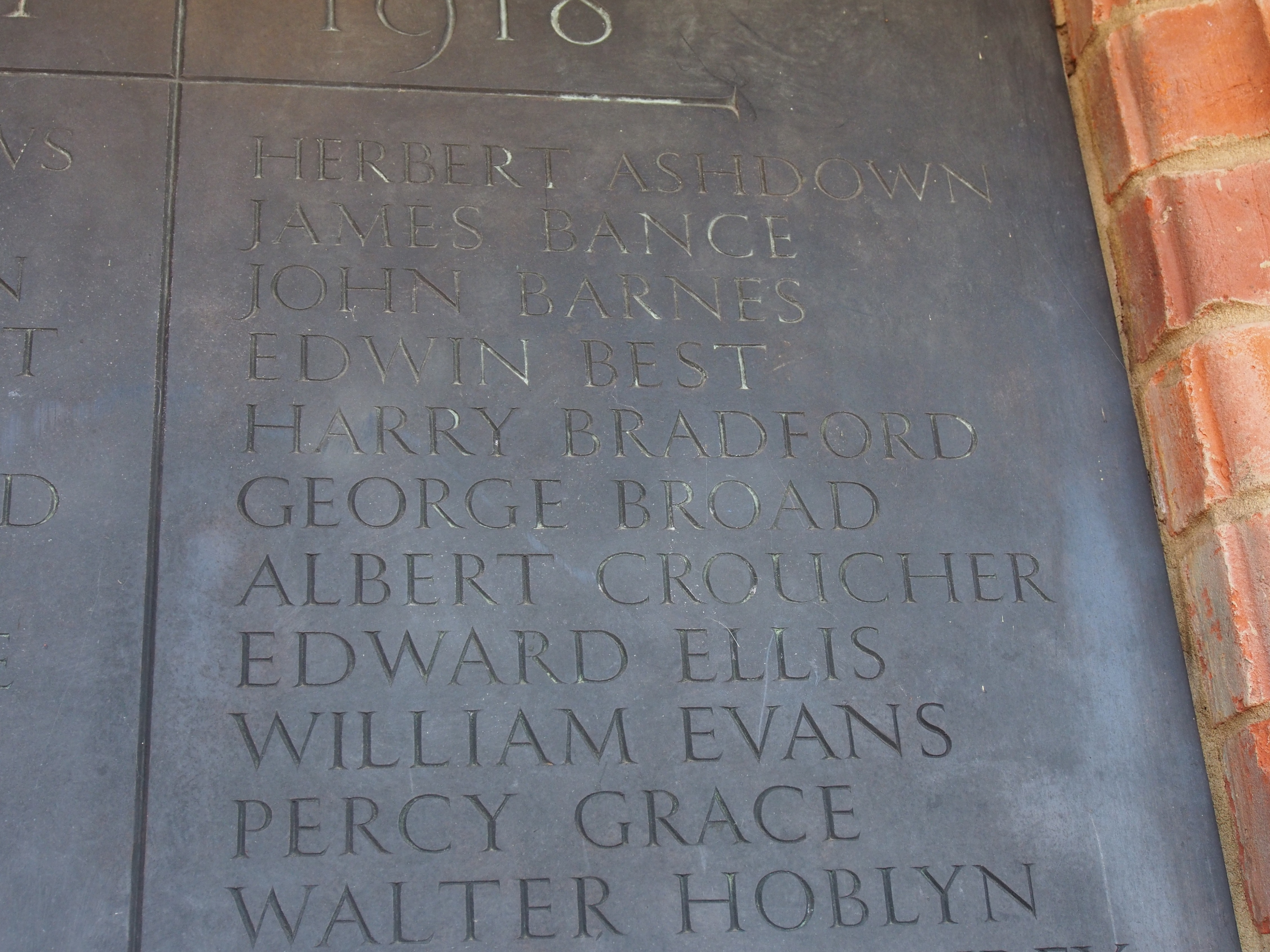 PLATT WAR MEMORIAL HALL - War Memorials Online