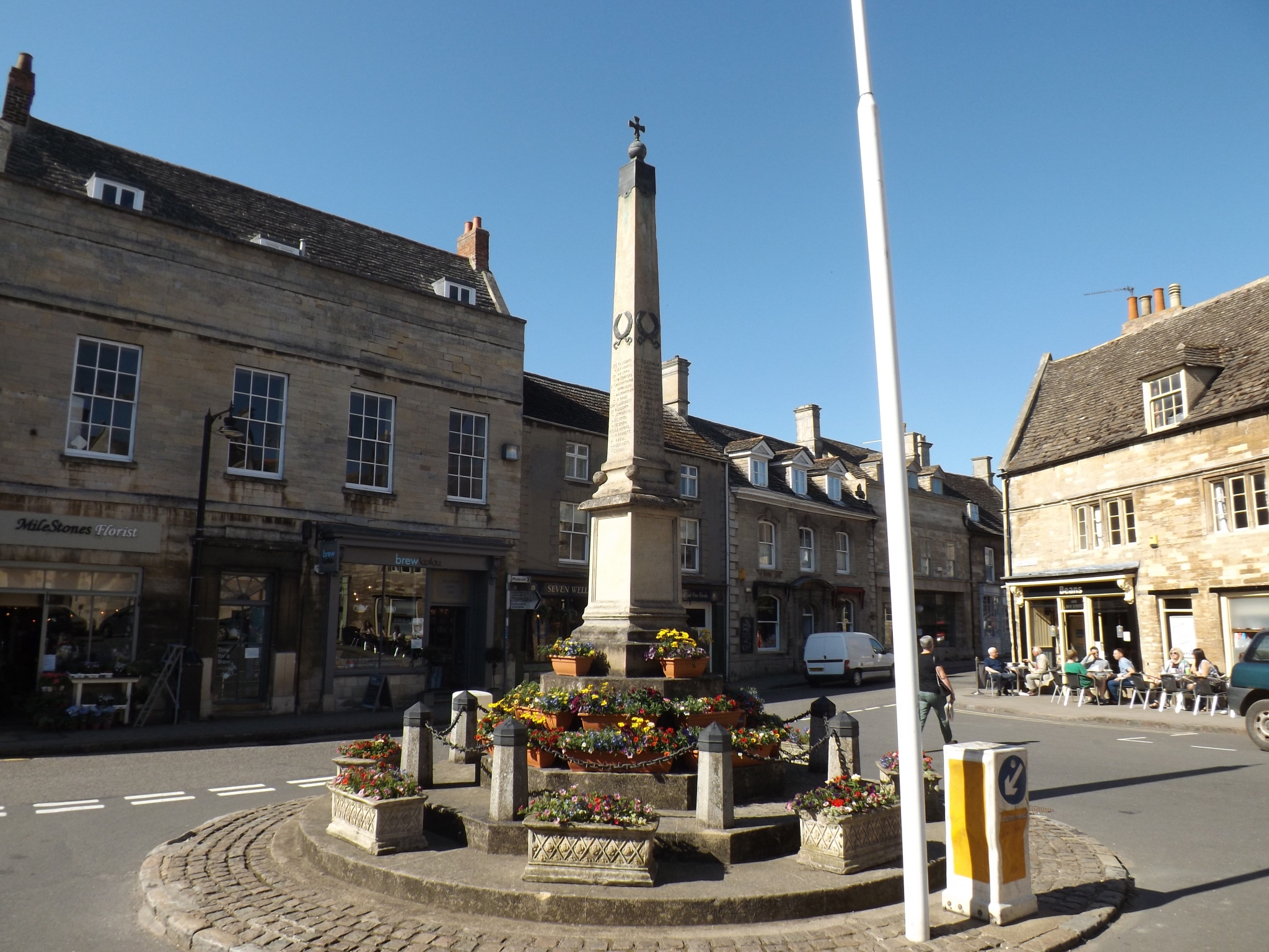 Oundle & Ashton - War Memorials Online