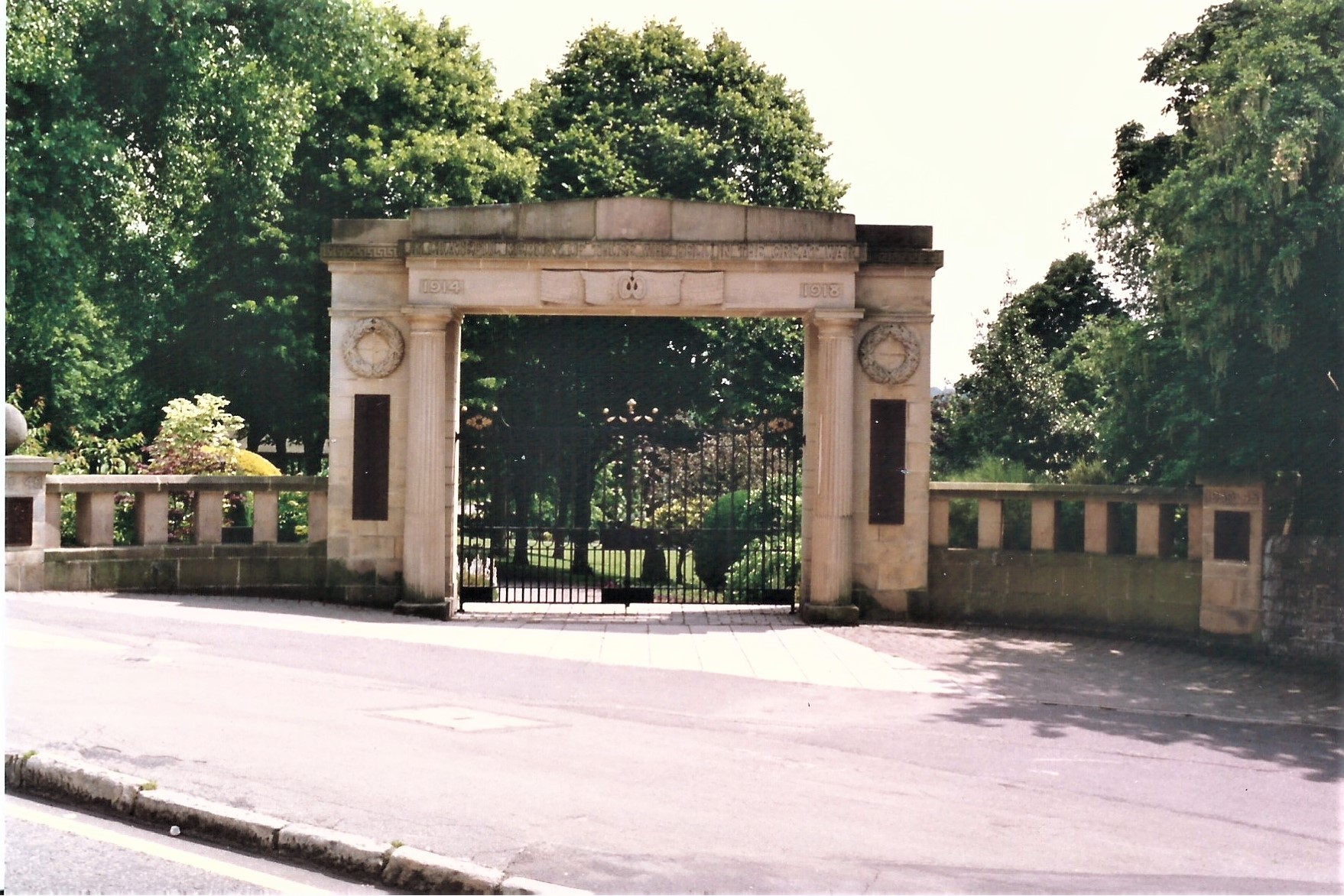 Ashbourne Memorial Gates - War Memorials Online