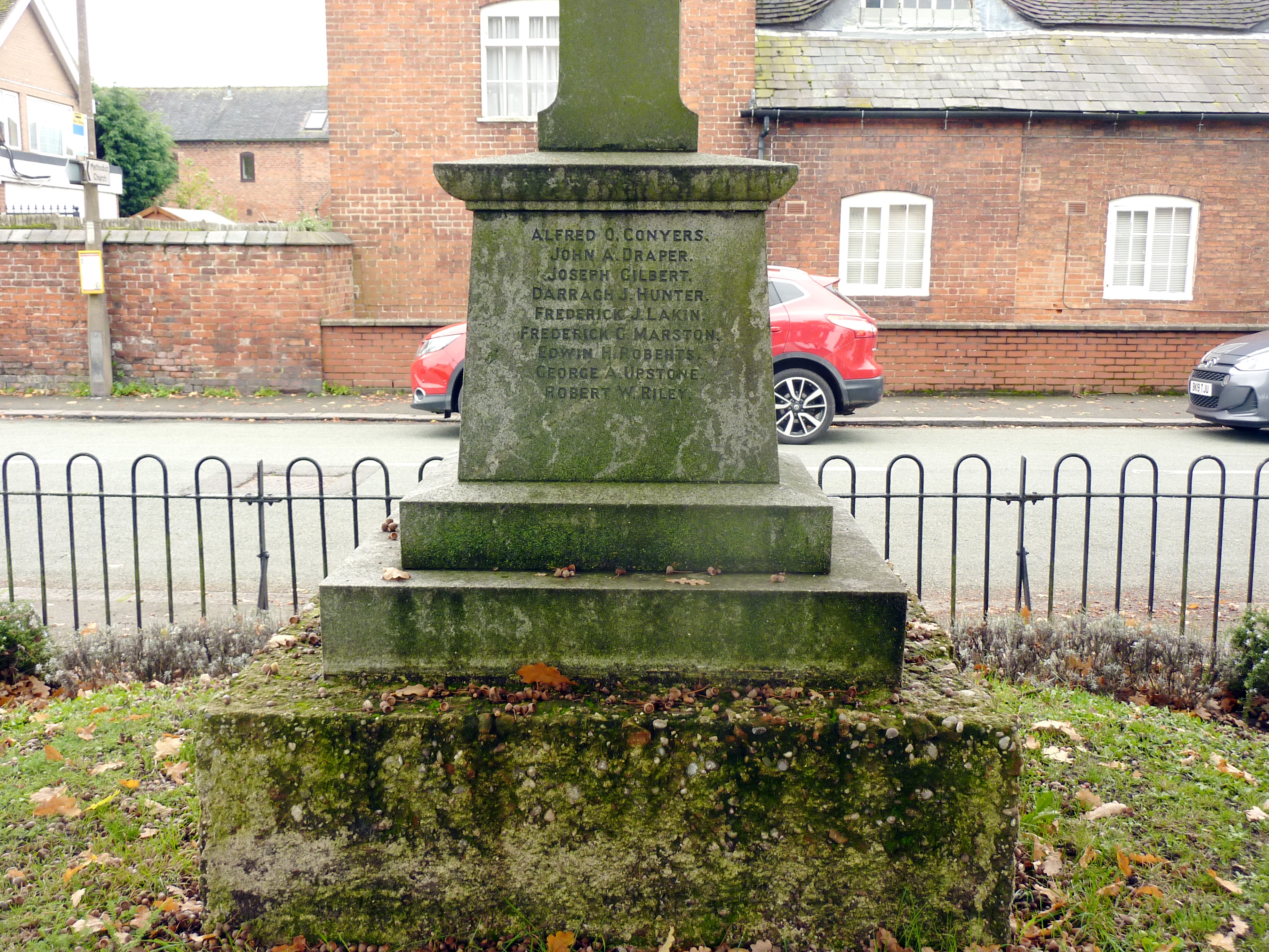 MEN OF ALREWAS - War Memorials Online