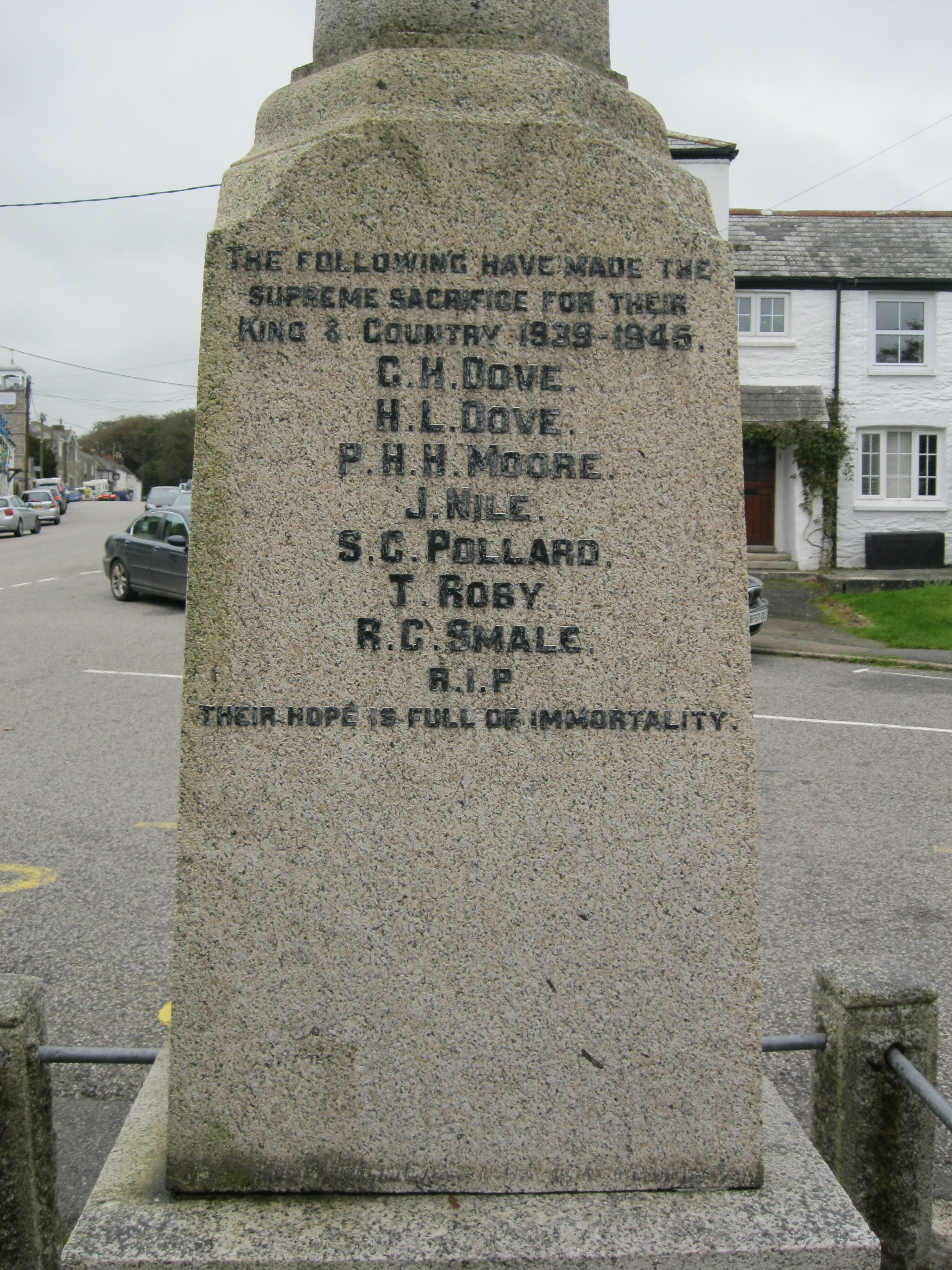 TREGONY - War Memorials Online