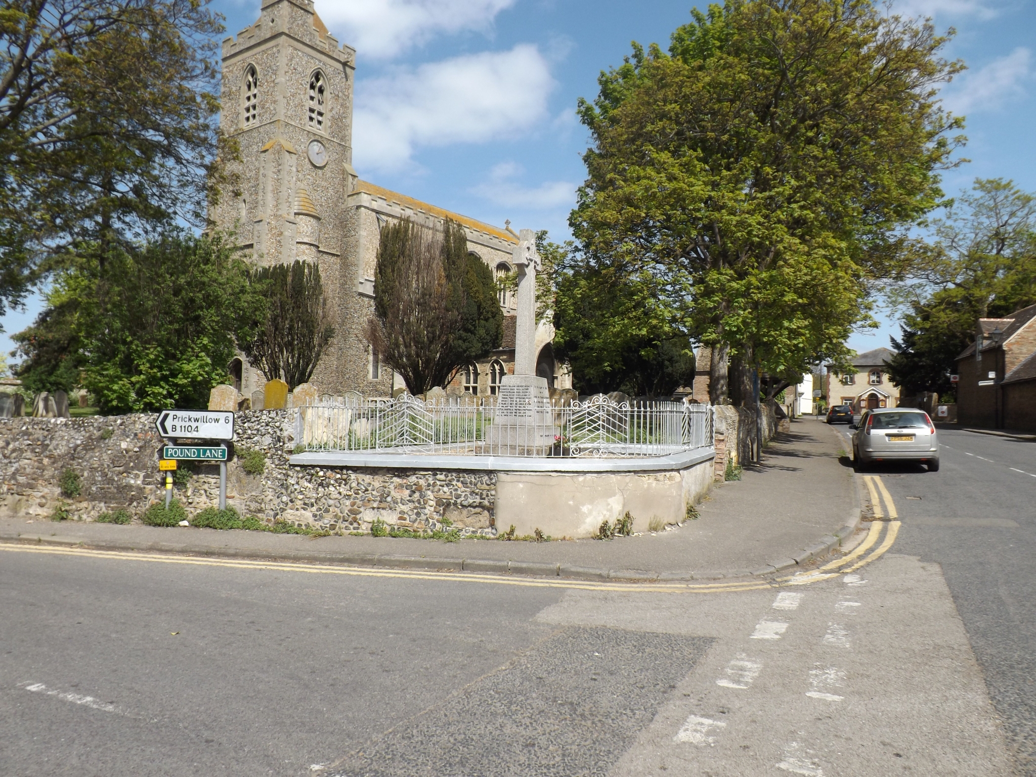 ISLEHAM - War Memorials Online
