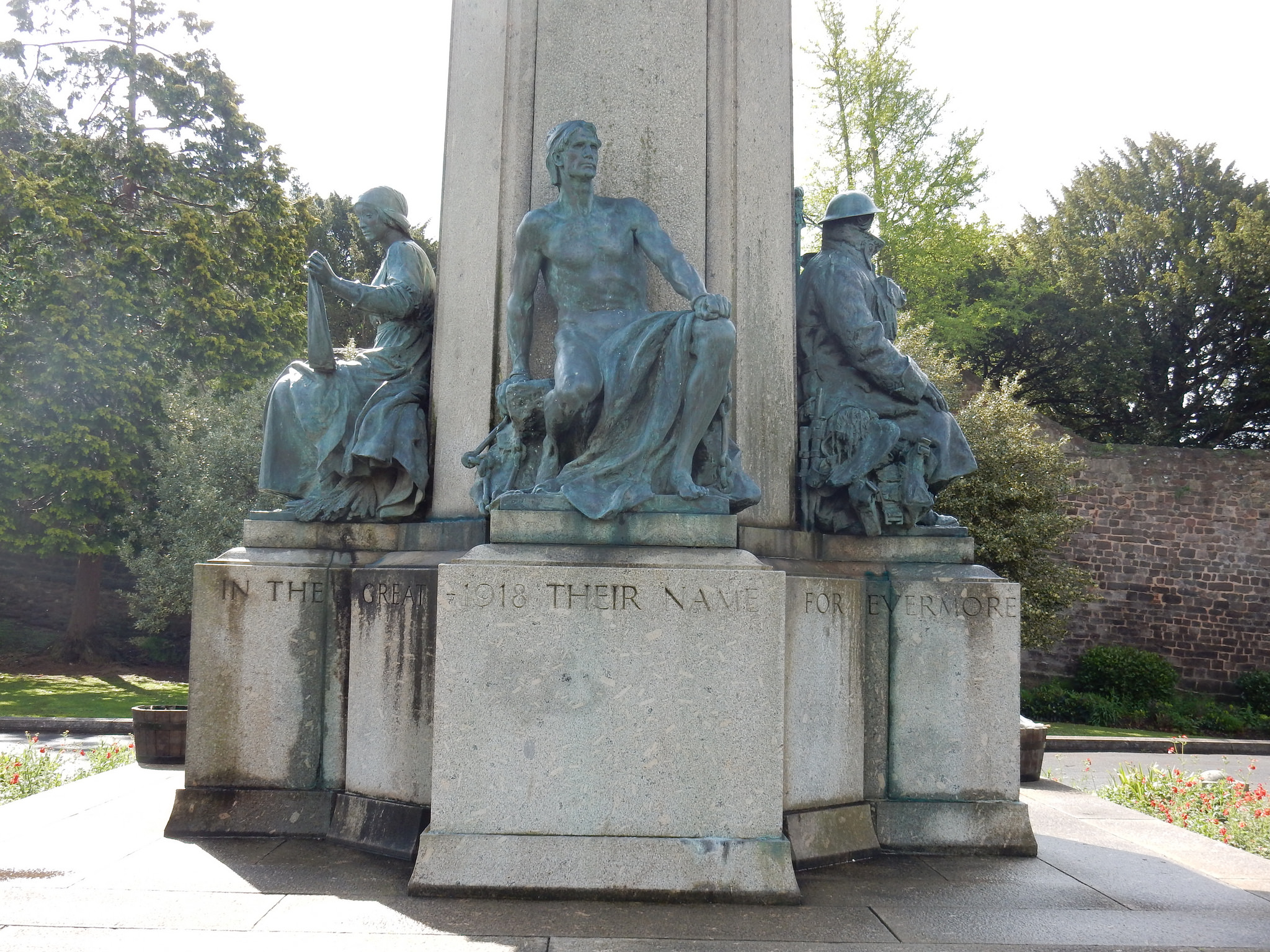 EXETER/Northernhay WW1 and WW2 - War Memorials Online