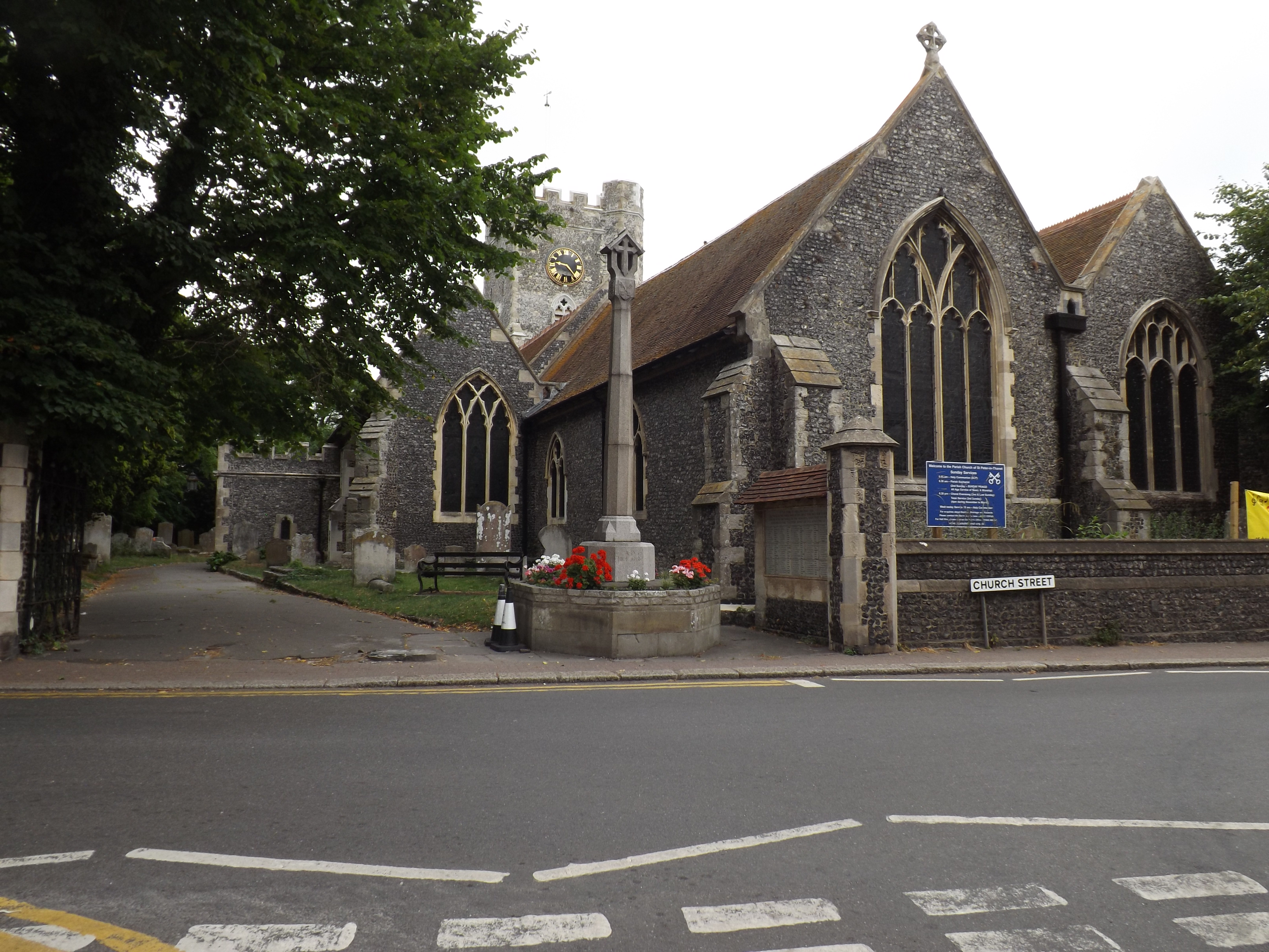 Broadstairs (St Peter-in-Thanet's Church cross) - War Memorials Online