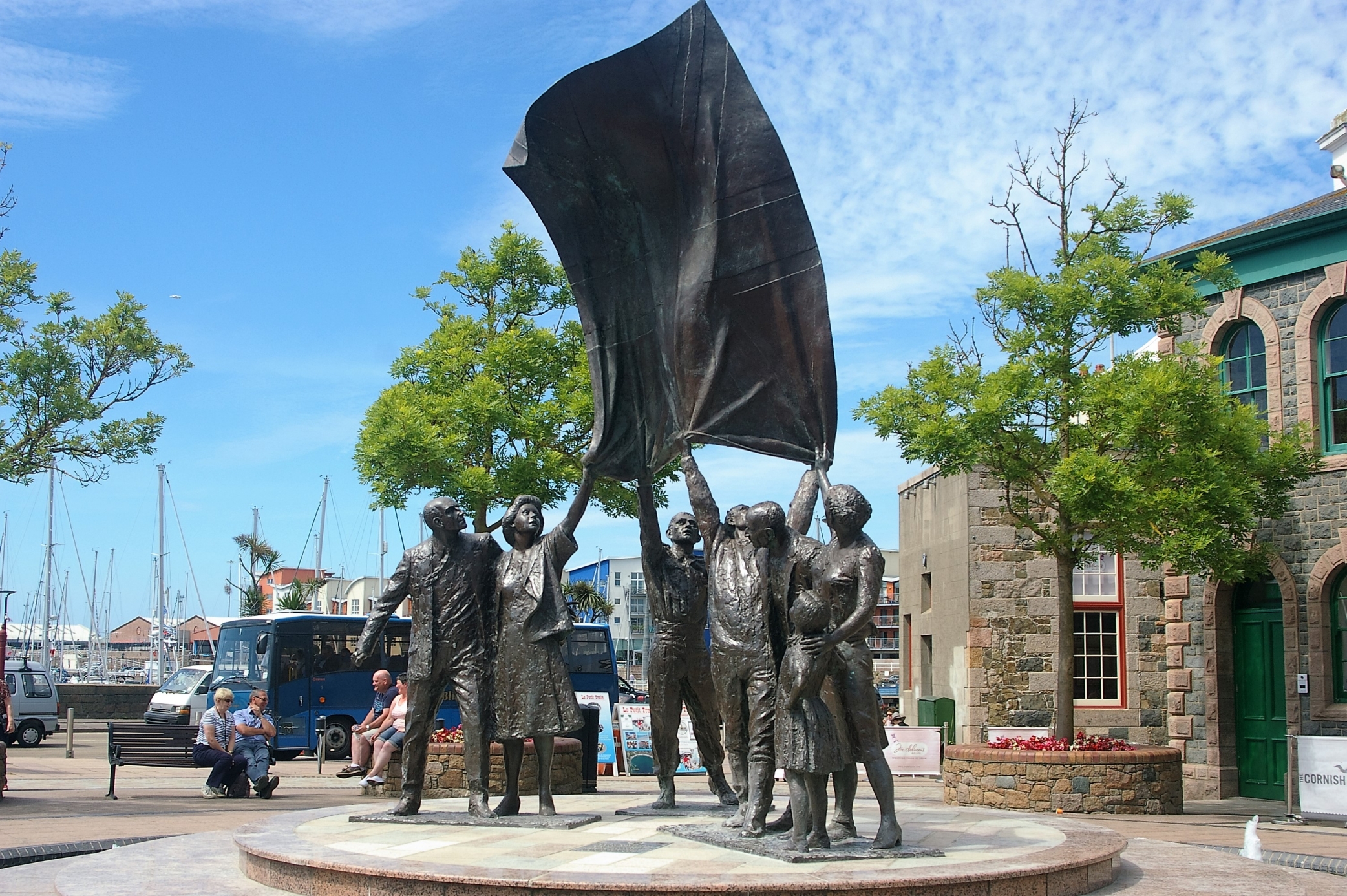 JERSEY LIBERATION MONUMENT - War Memorials Online