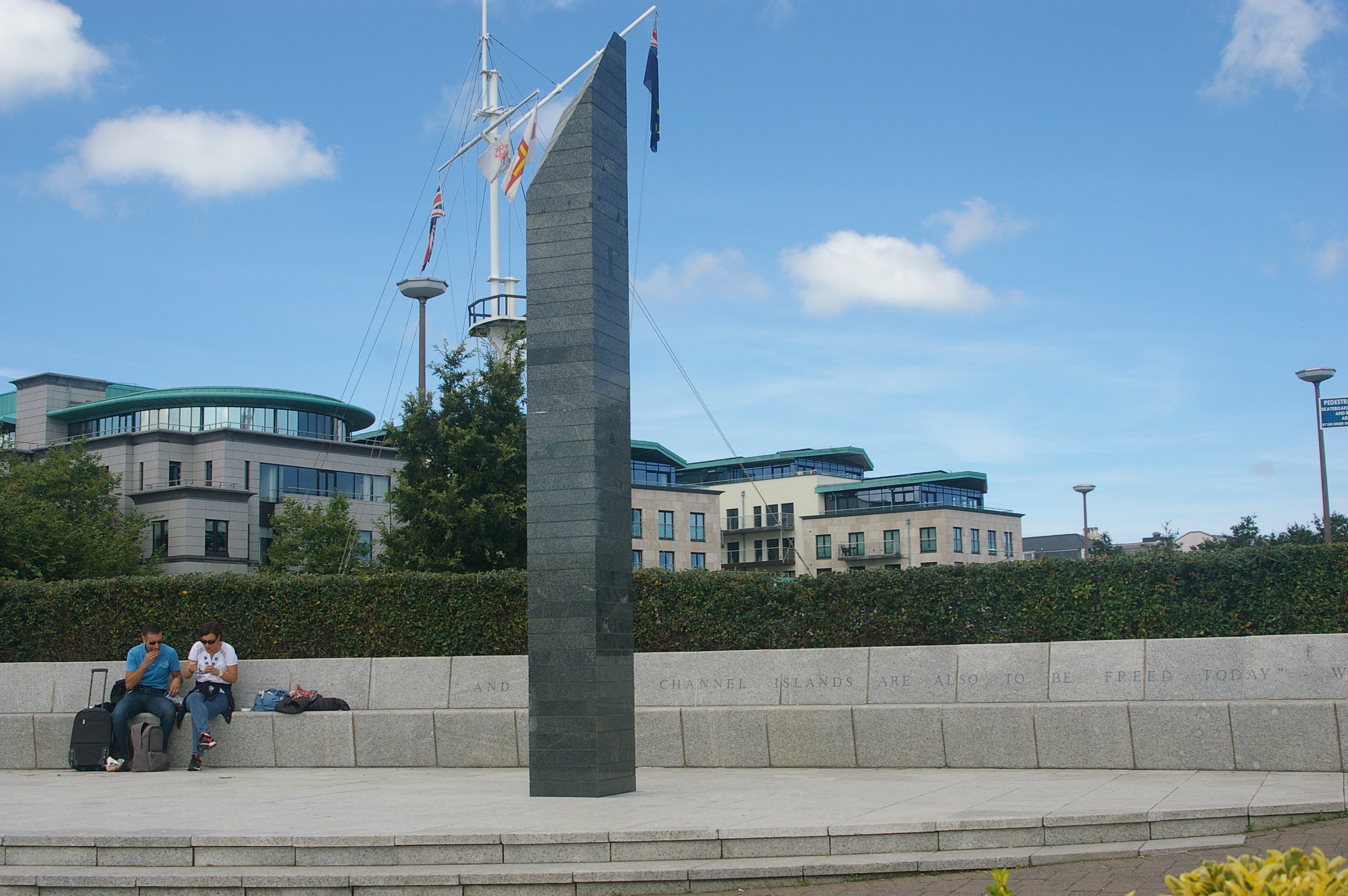GUERNSEY LIBERATION MONUMENT - War Memorials Online