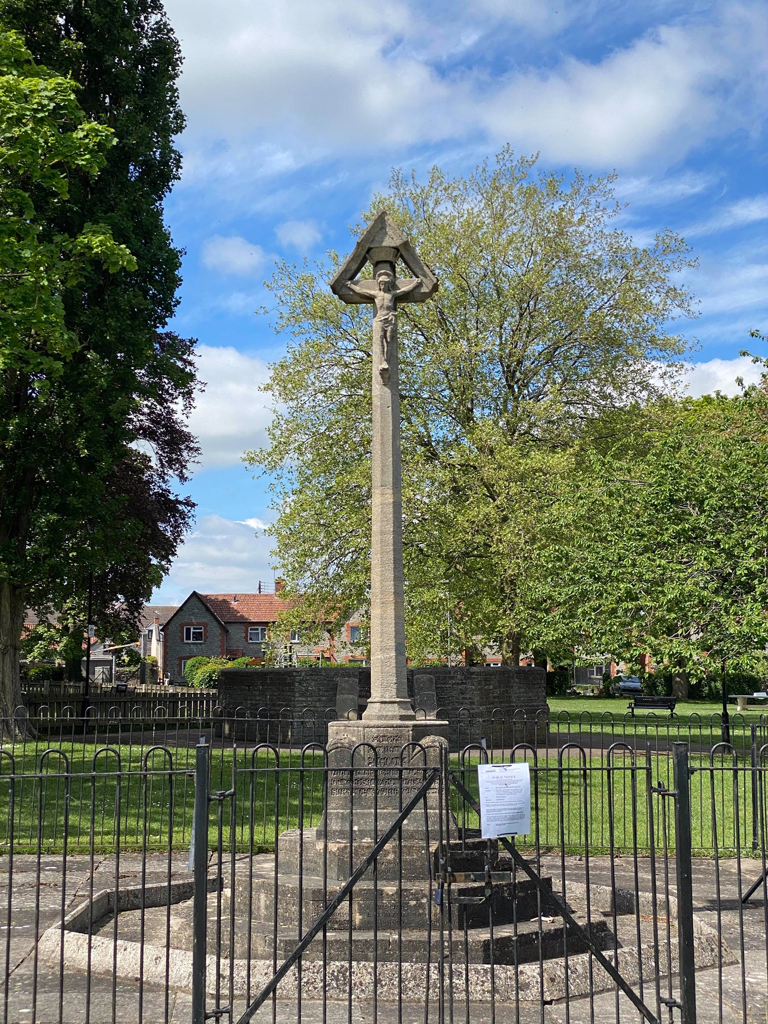 Street Memorial - War Memorials Online