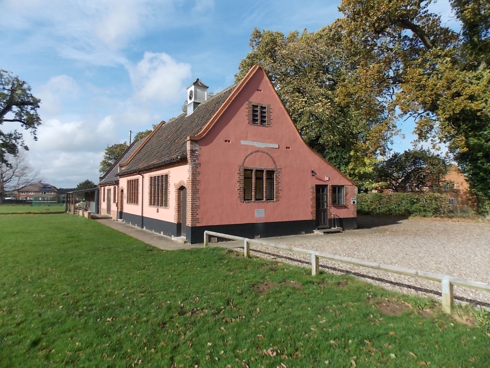 Hardingham Memorial Hall - War Memorials Online