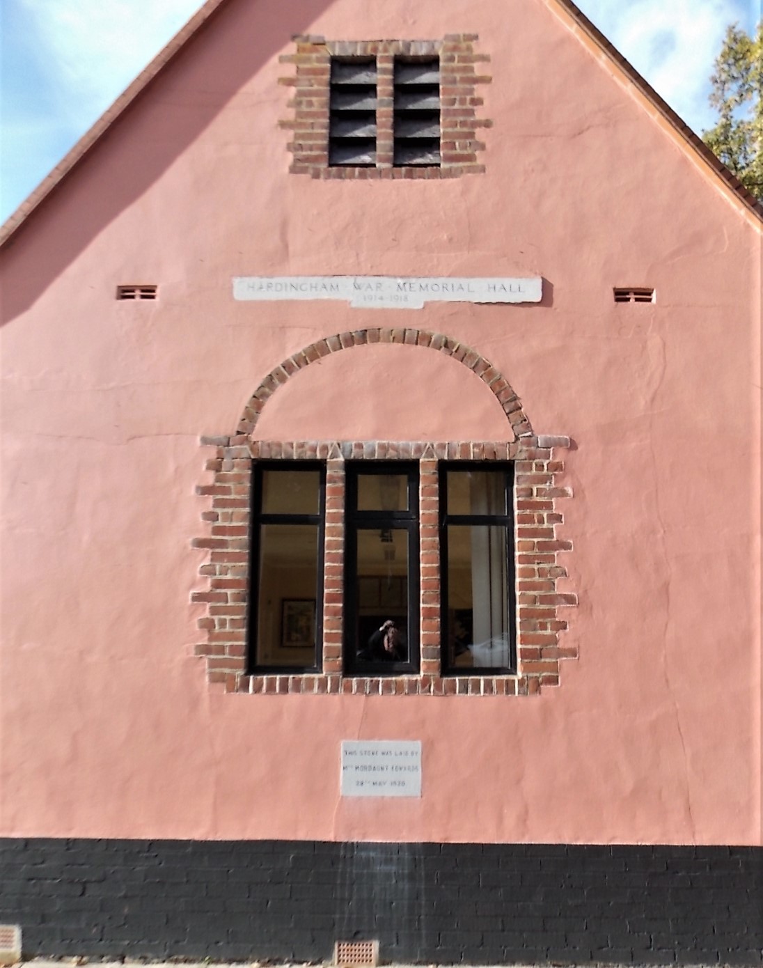 Hardingham Memorial Hall - War Memorials Online