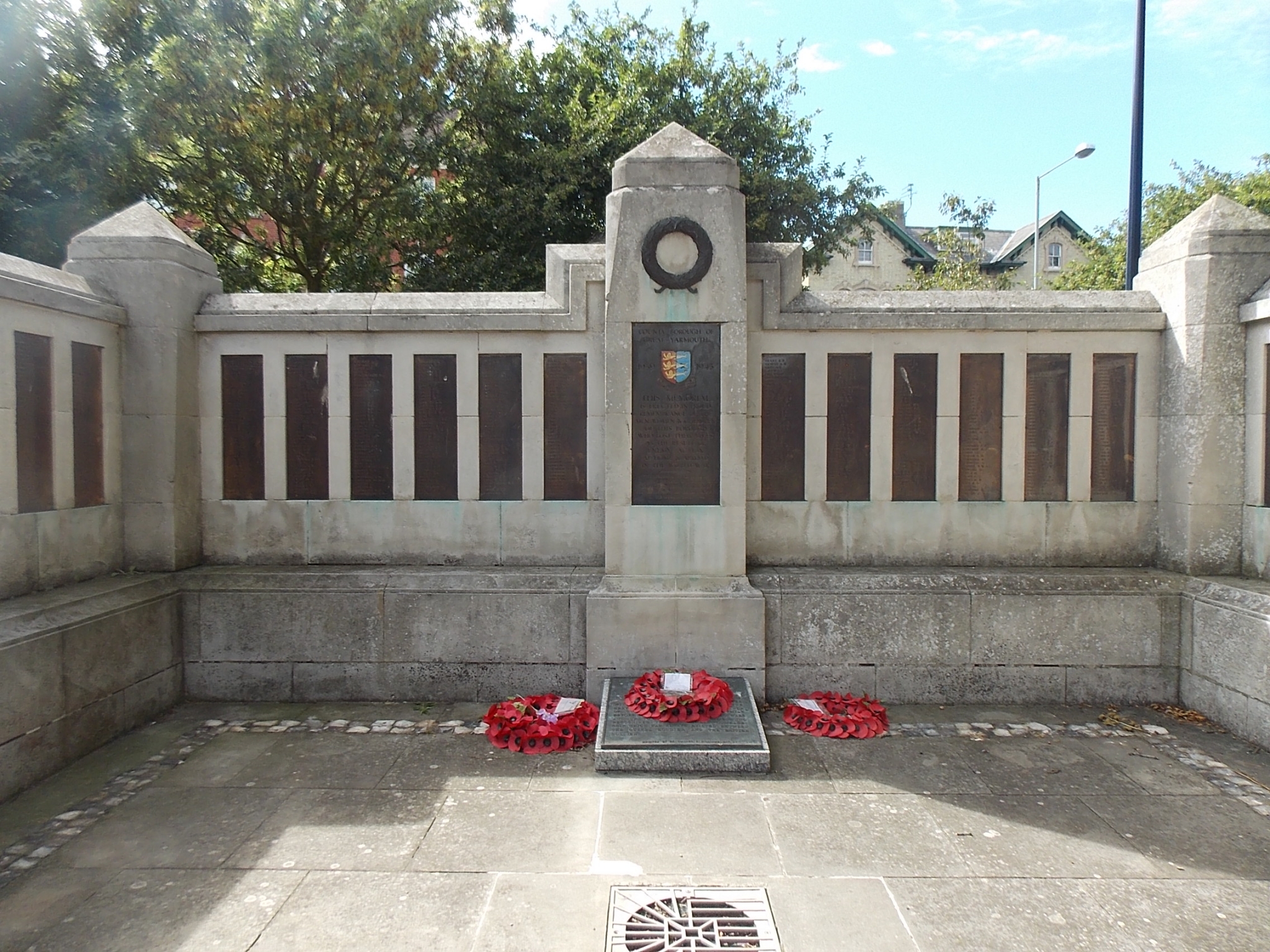 Great Yarmouth WW2 and Post-WW2 Memorial