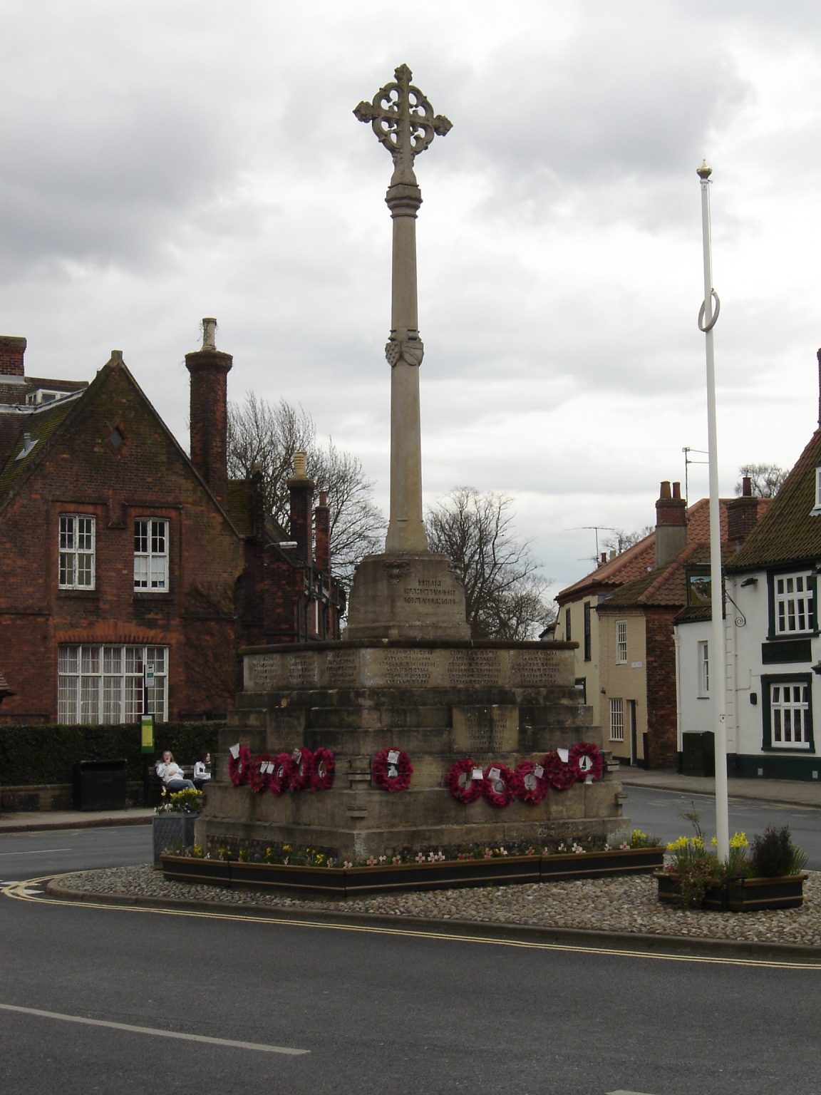 HOLT, Norfolk - War Memorials Online