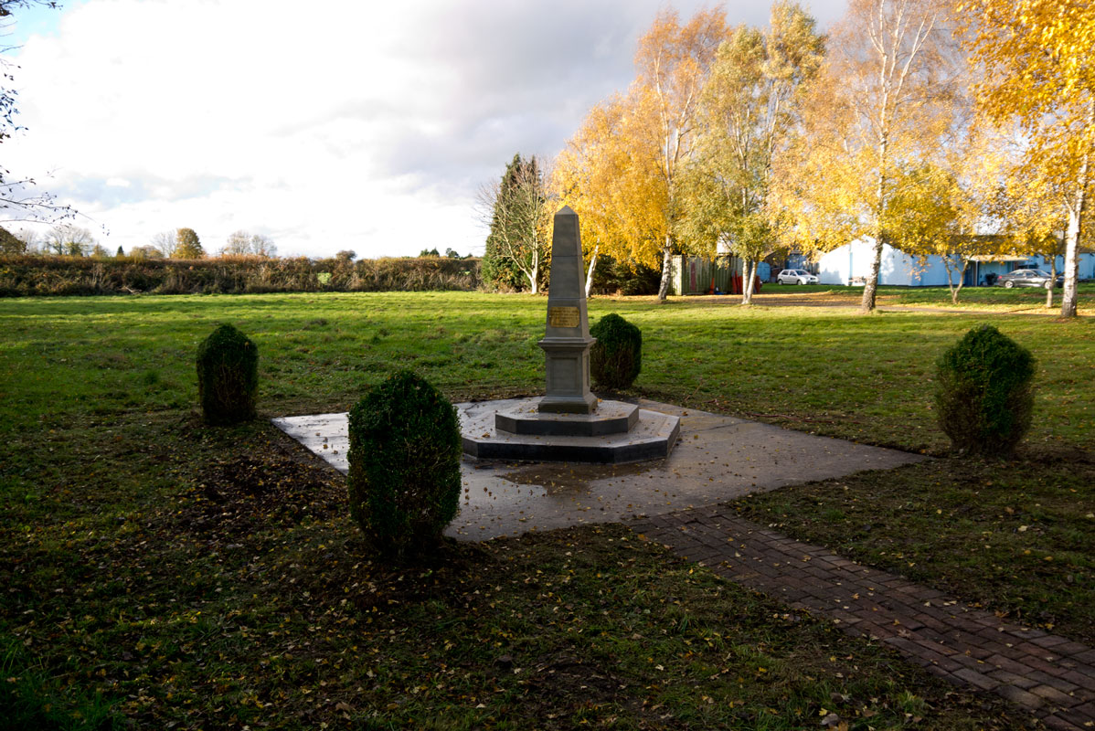 RAF SANDTOFT - War Memorials Online