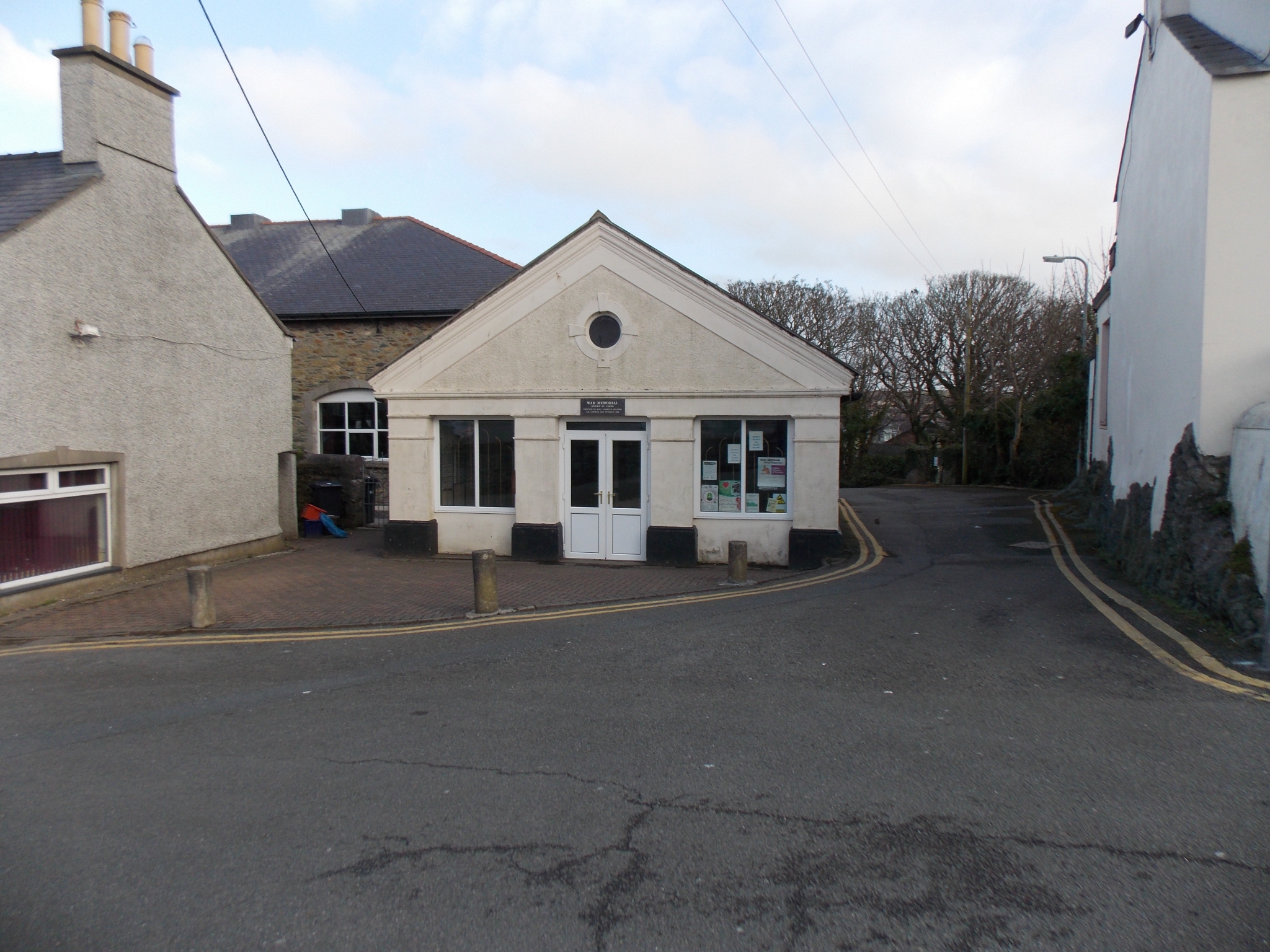 Amlwch War Memorial Hall - War Memorials Online