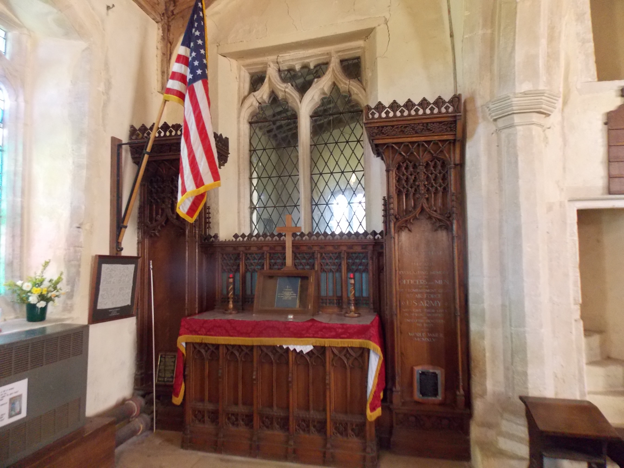 USAAF 385th Heavy Bombardment Group - Altar