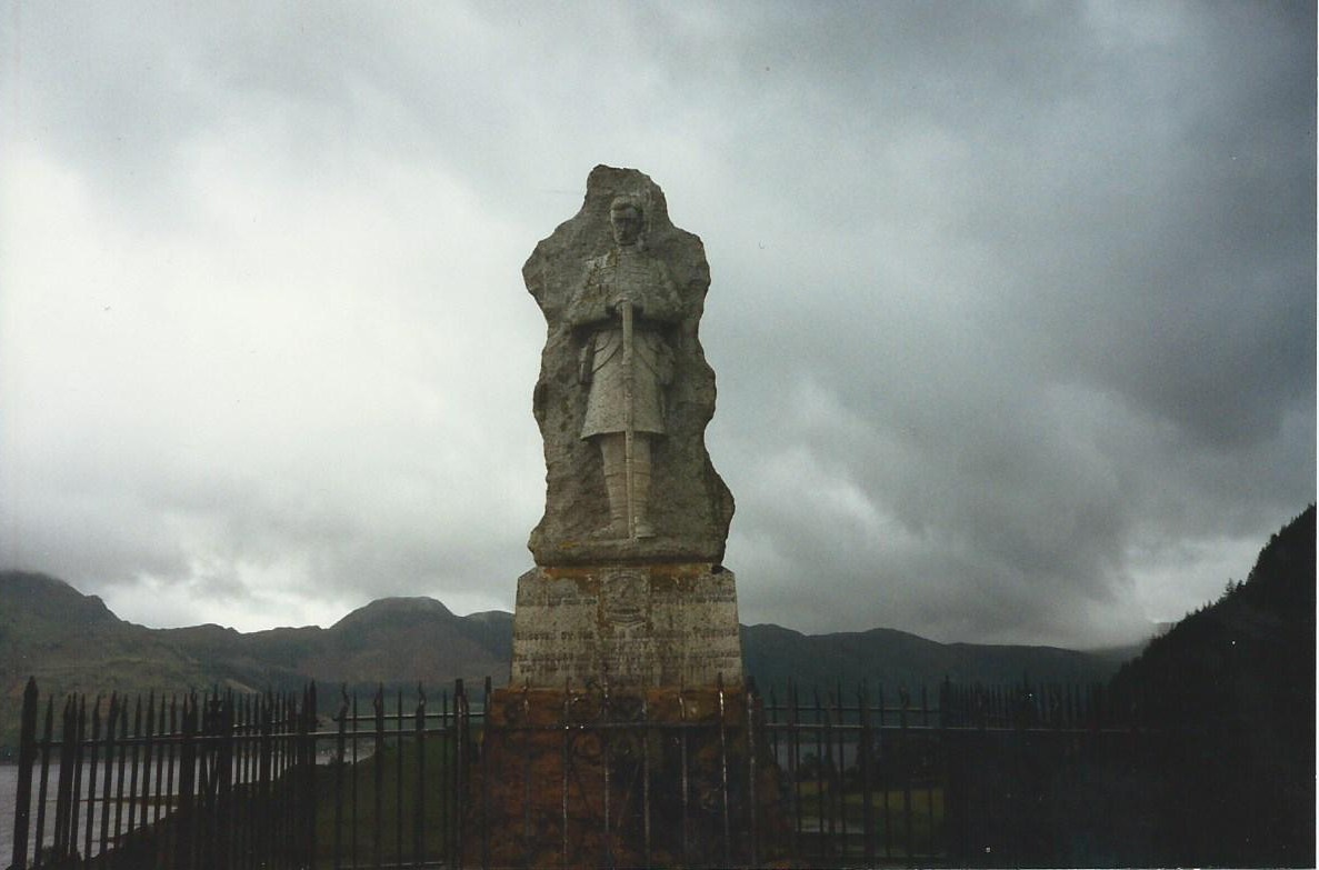 Macrae Memorial - War Memorials Online