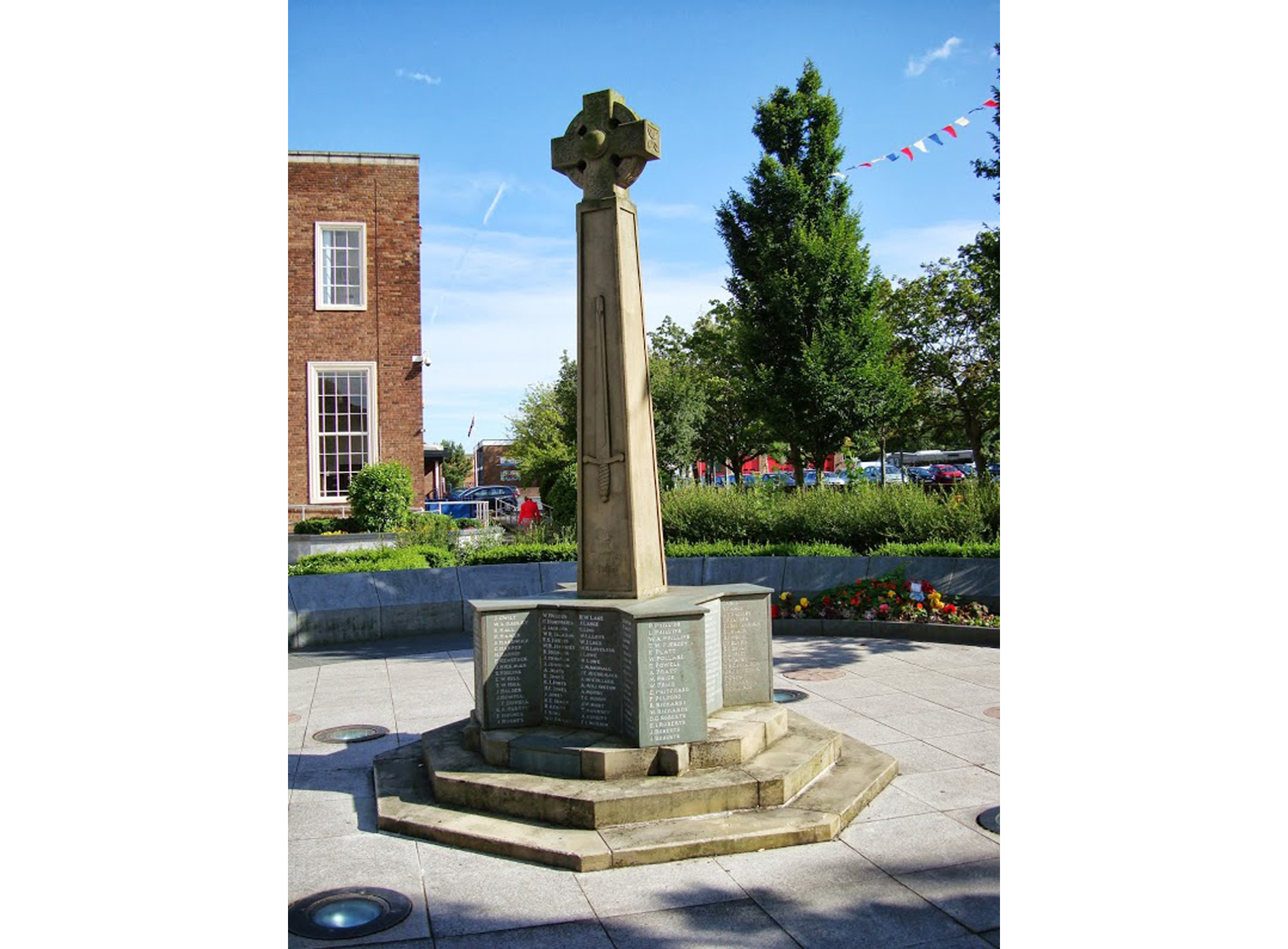 Ellesmere Port - War Memorials Online