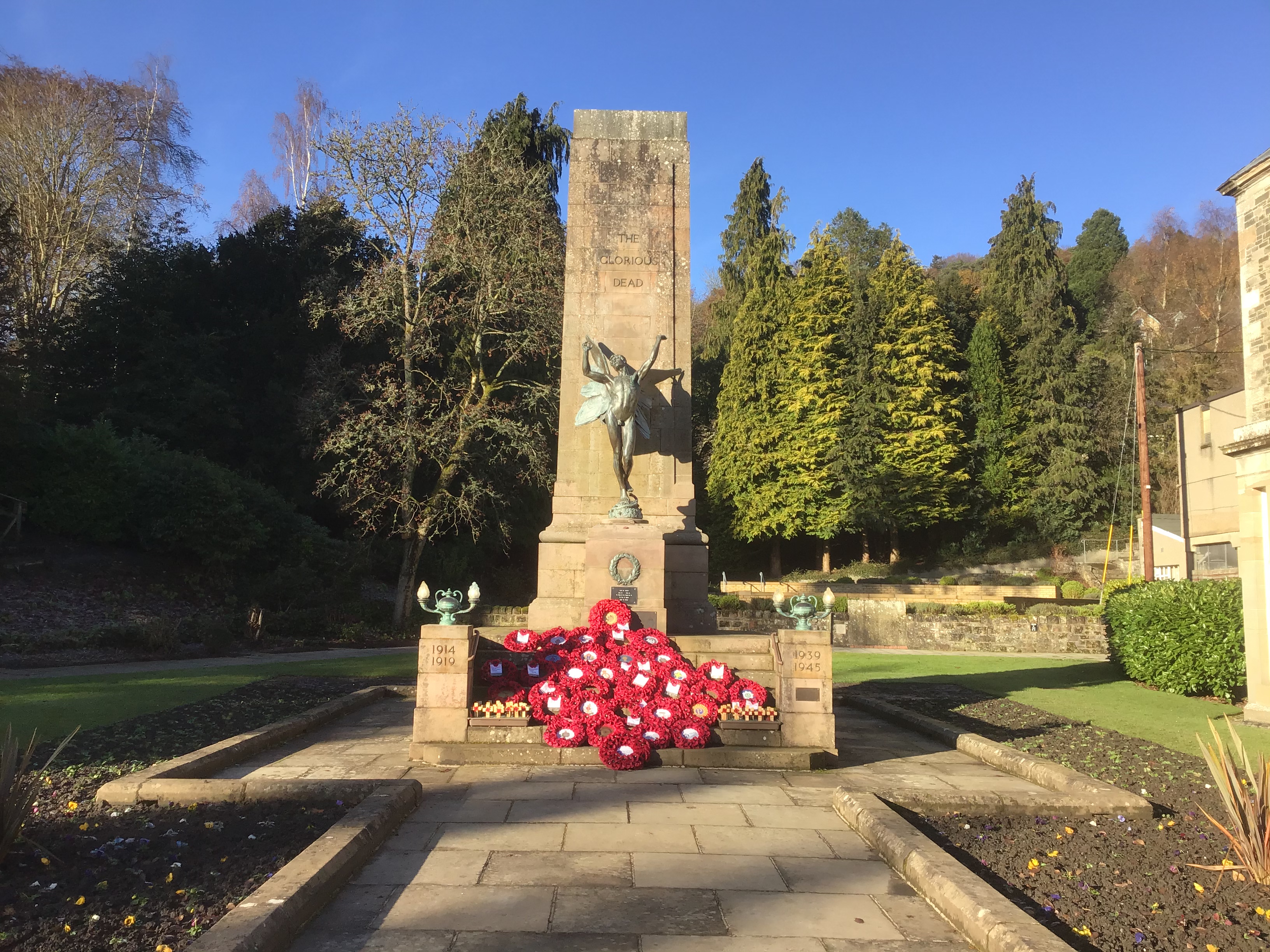 HAWICK - War Memorials Online