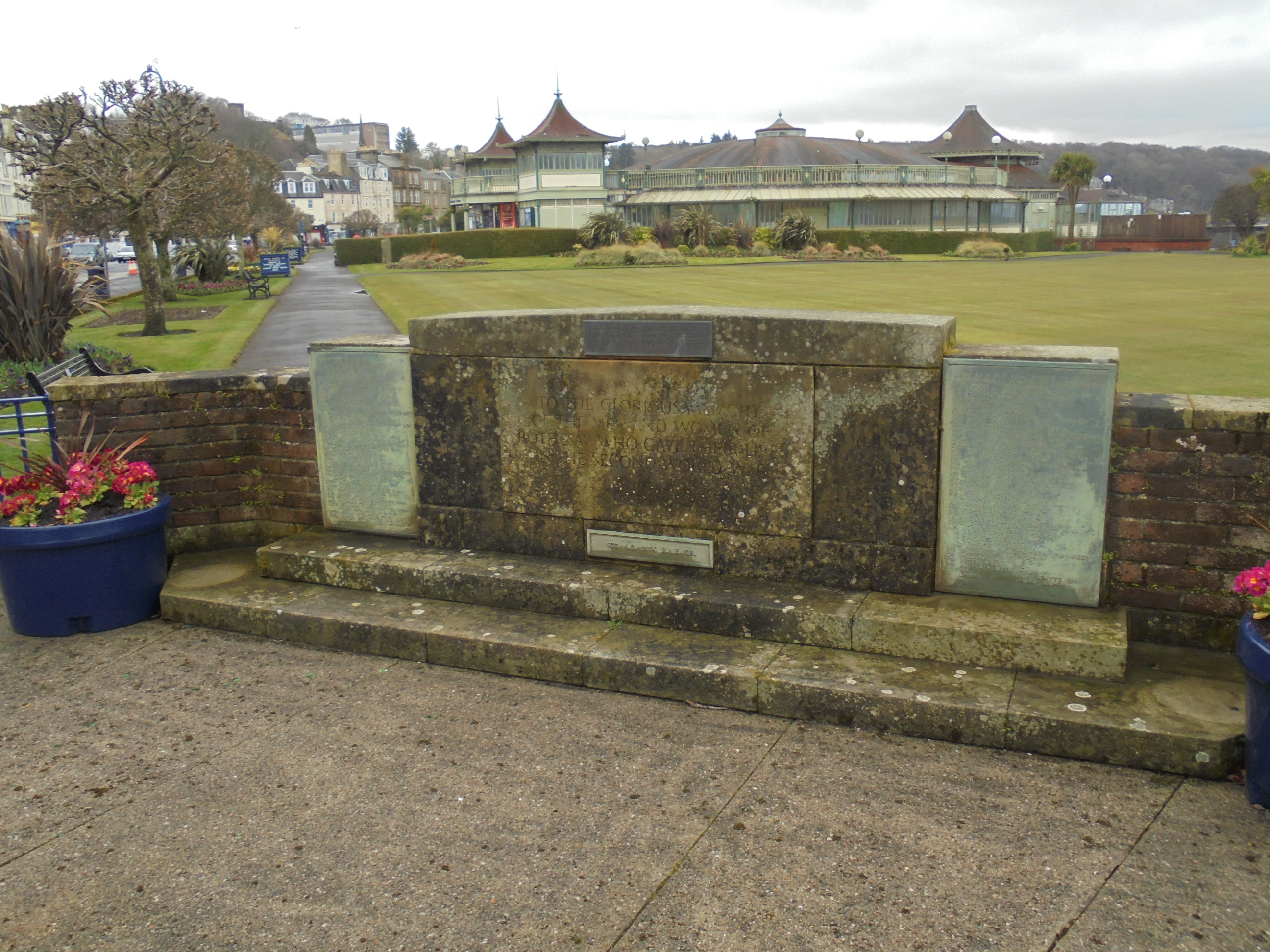 Rothesay War Memorial - War Memorials Online