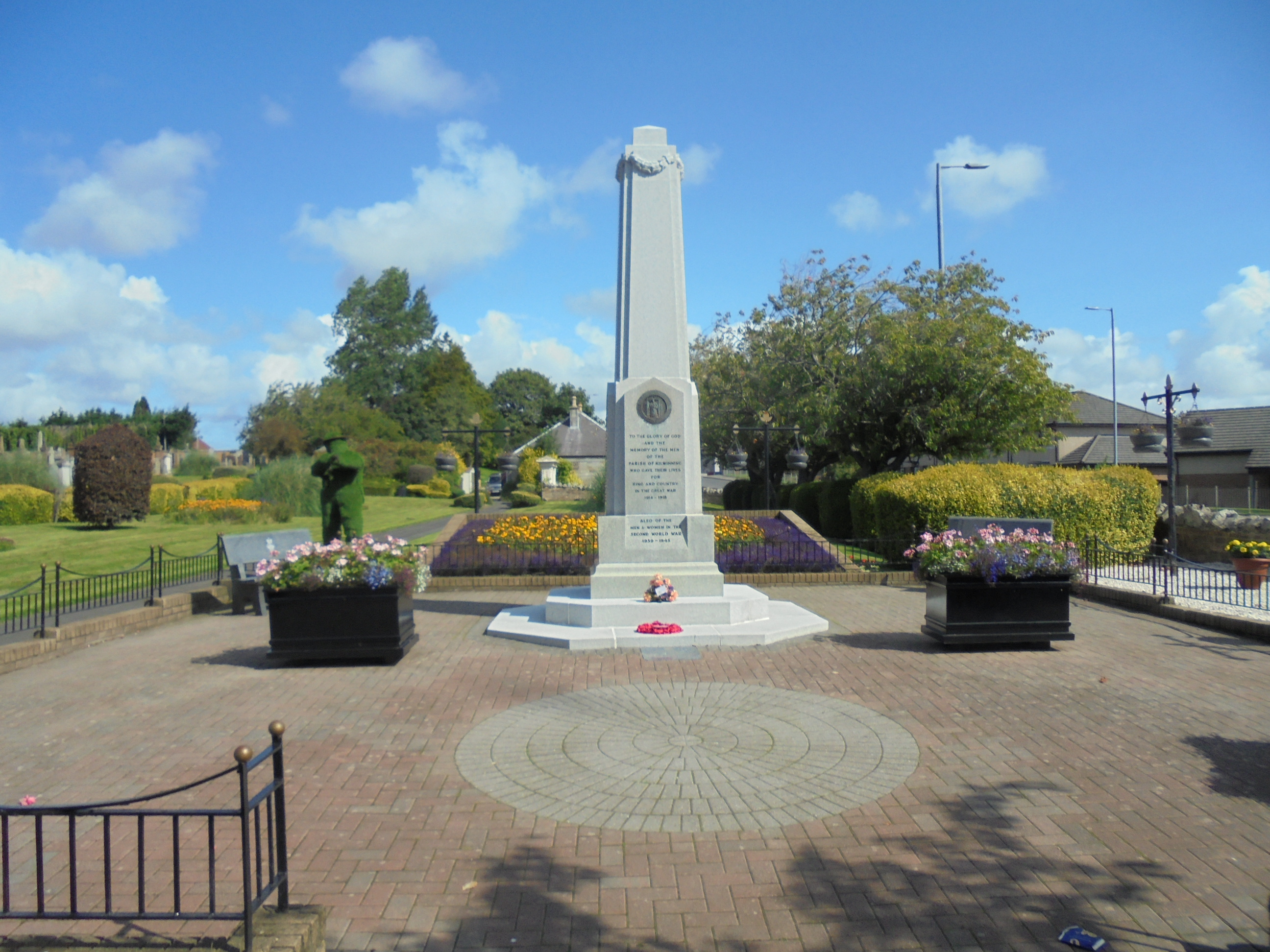 Kilwinning - War Memorials Online