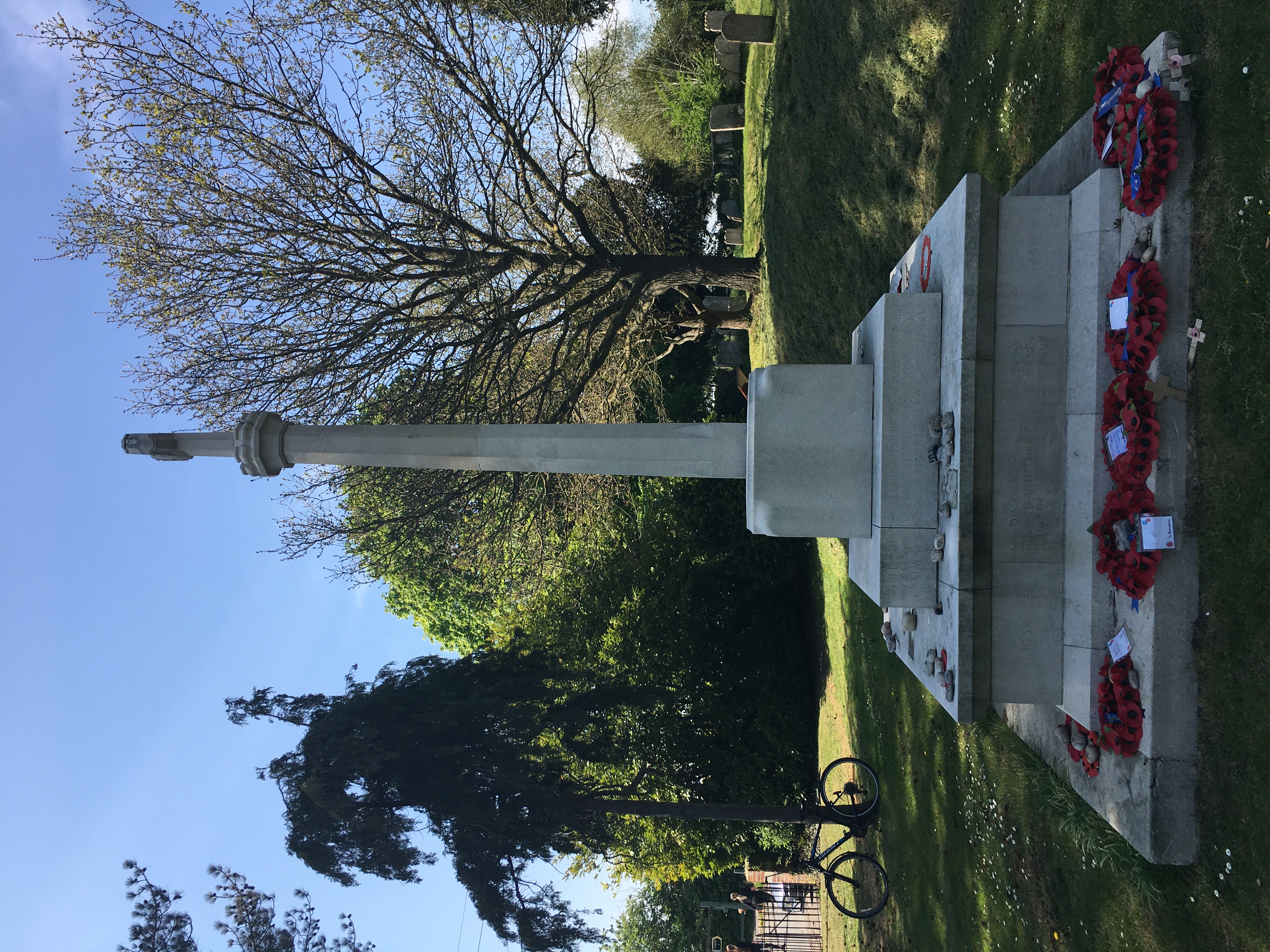 Sutton at Hone - War Memorials Online