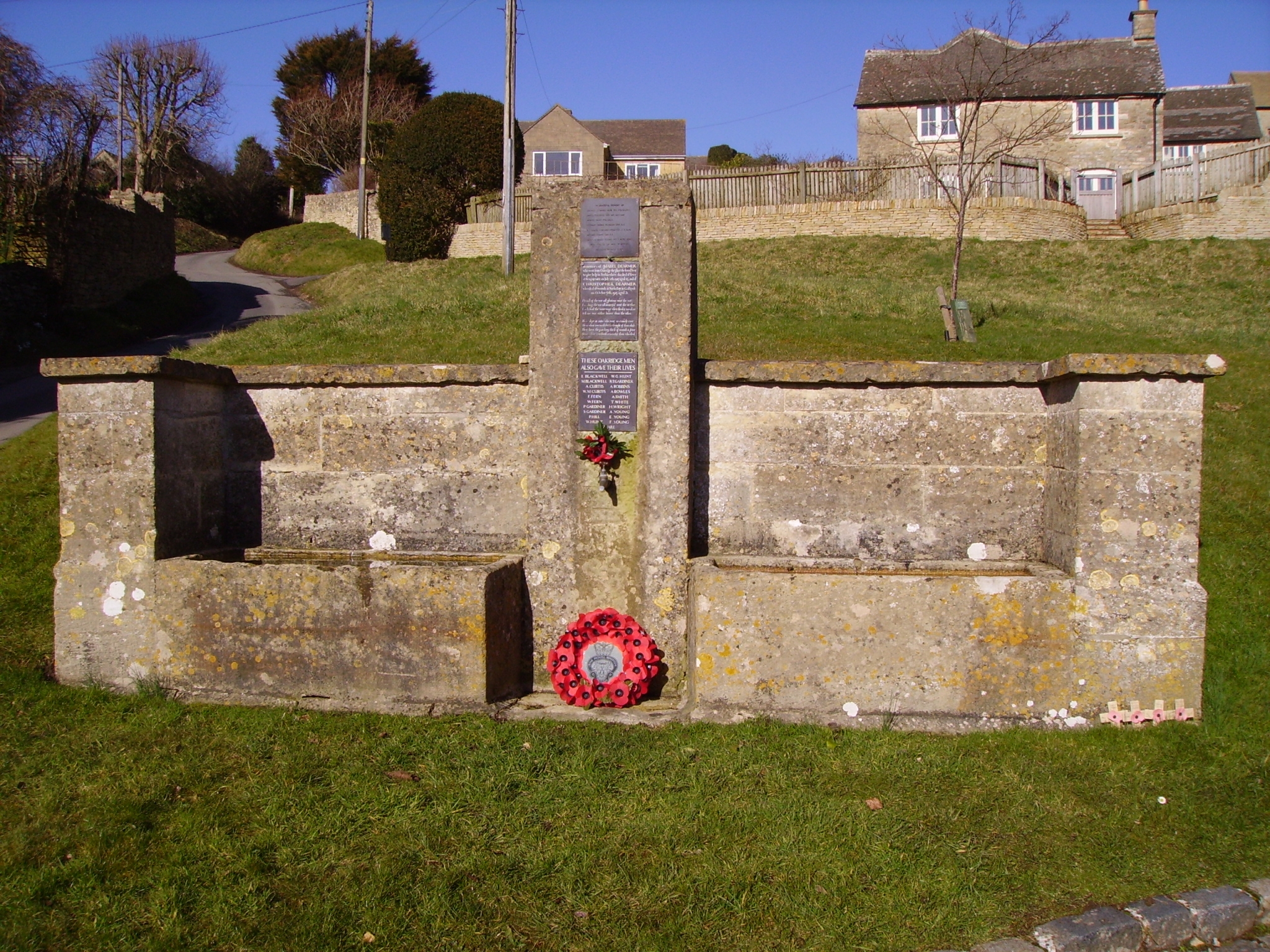 Oakridge Lynch - War Memorials Online