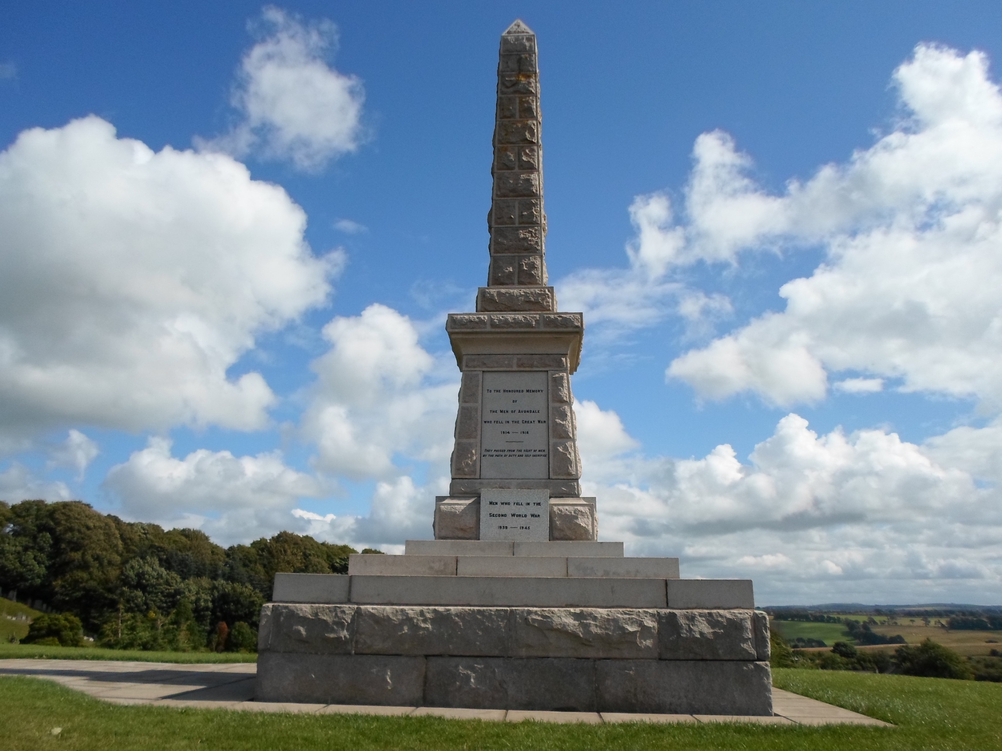 Strathaven - War Memorials Online