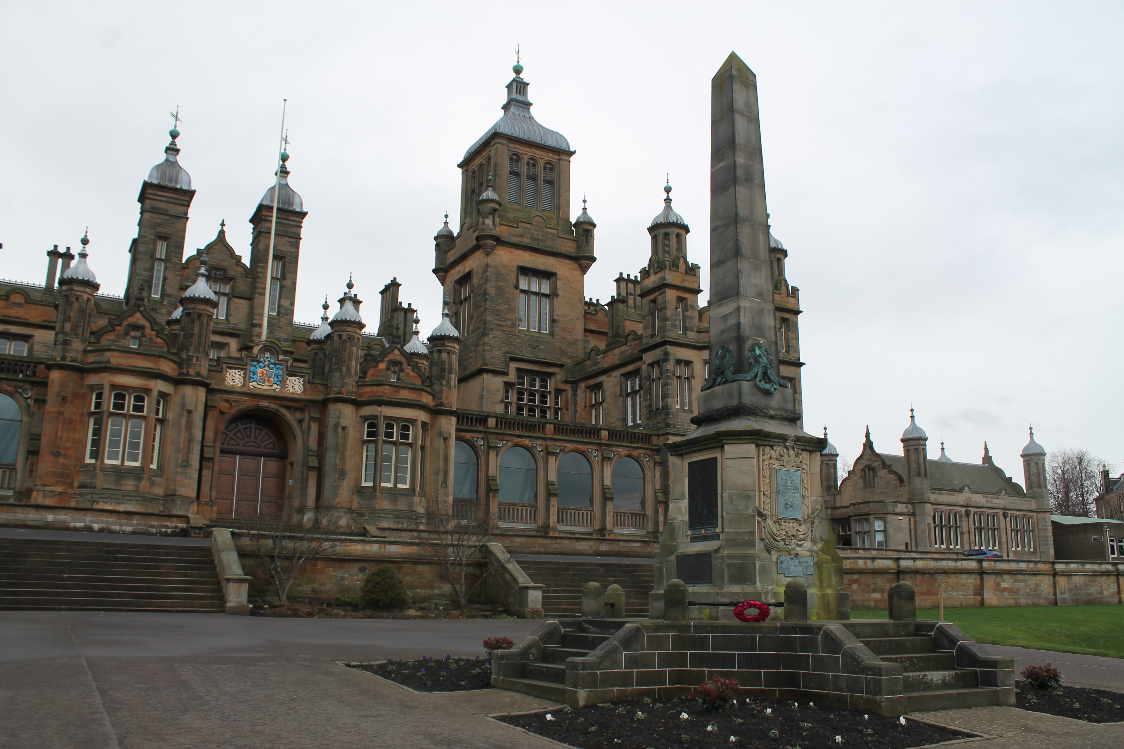 Daniel Stewart's College Memorial - War Memorials Online