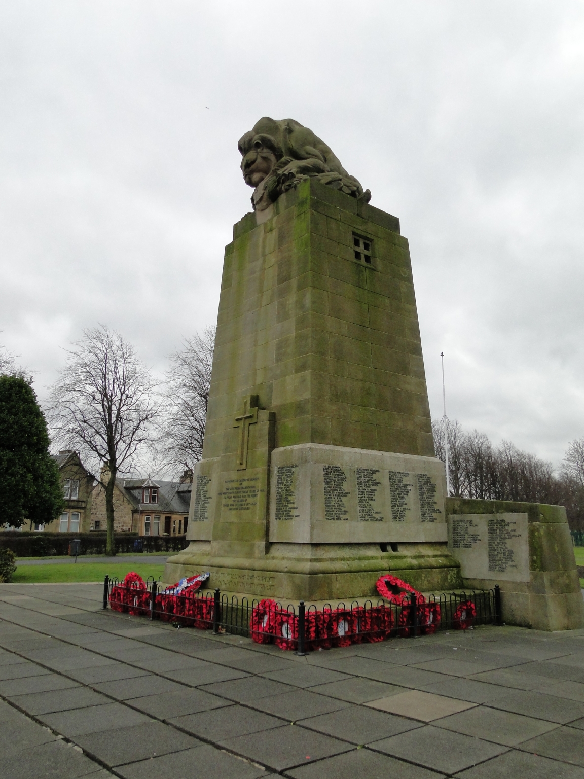 Grangemouth - War Memorials Online