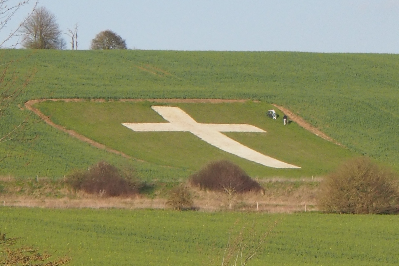 Lenham Cross - War Memorials Online