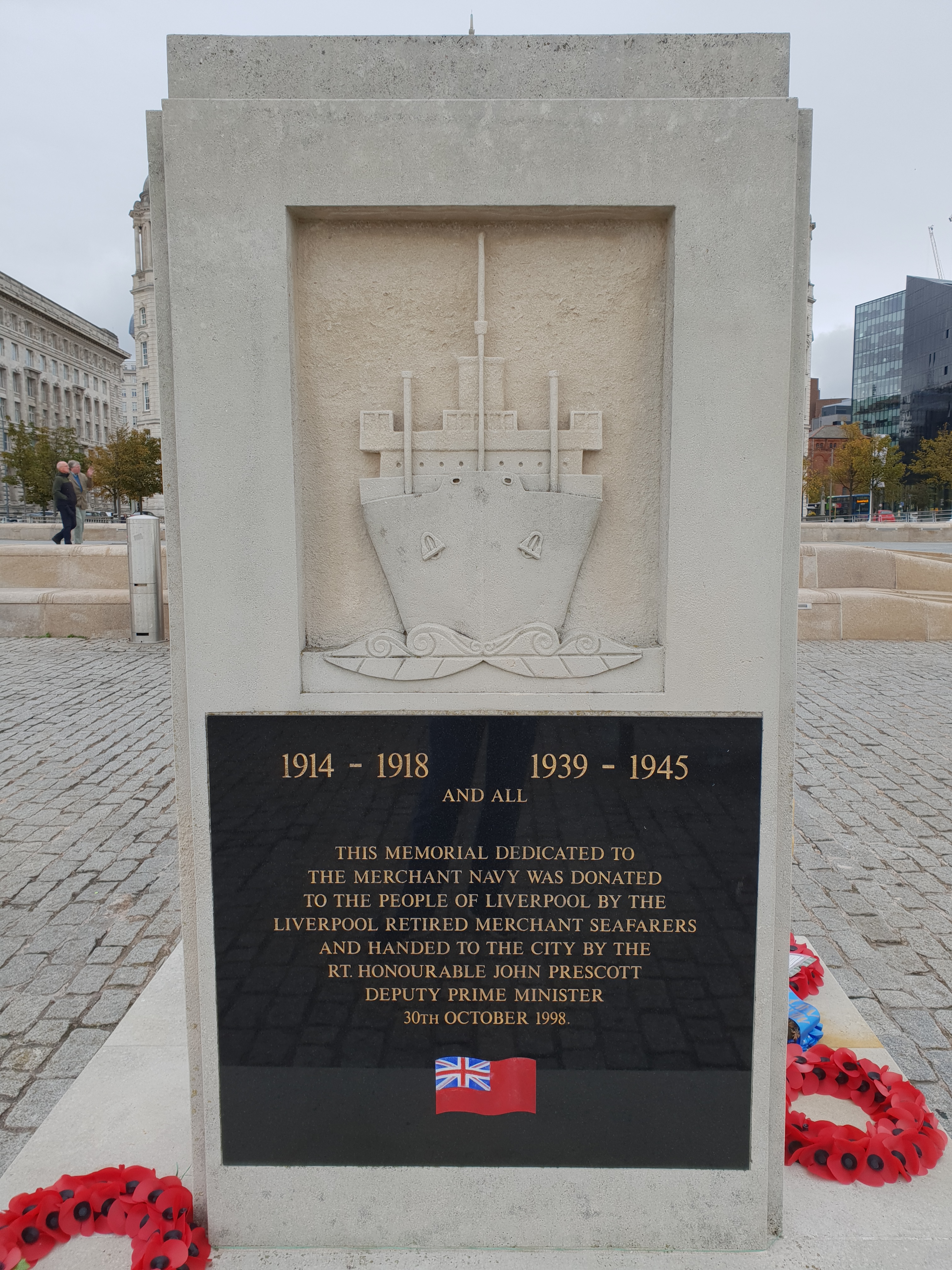 Merchant Navy - War Memorials Online