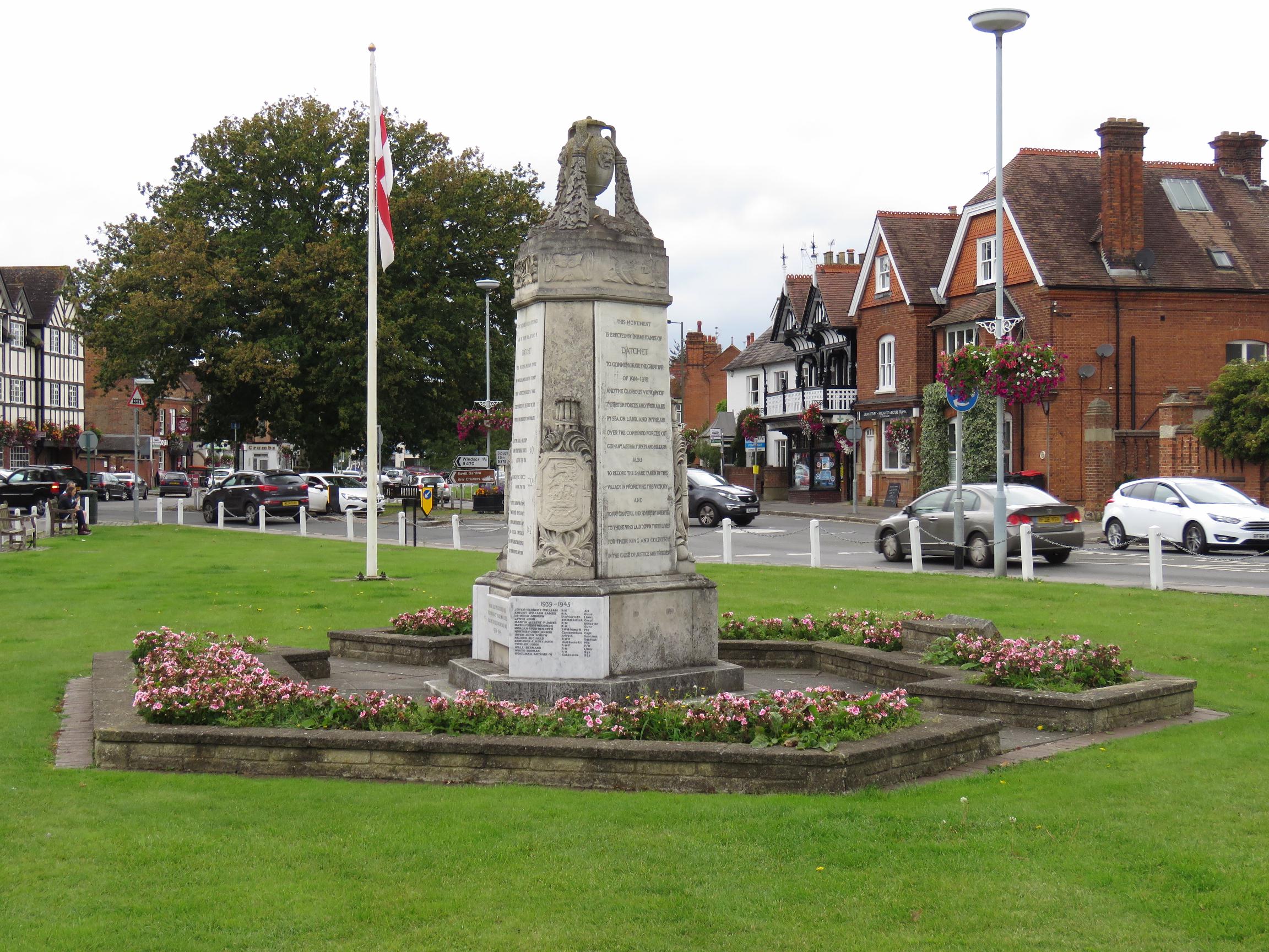 Datchet - War Memorials Online