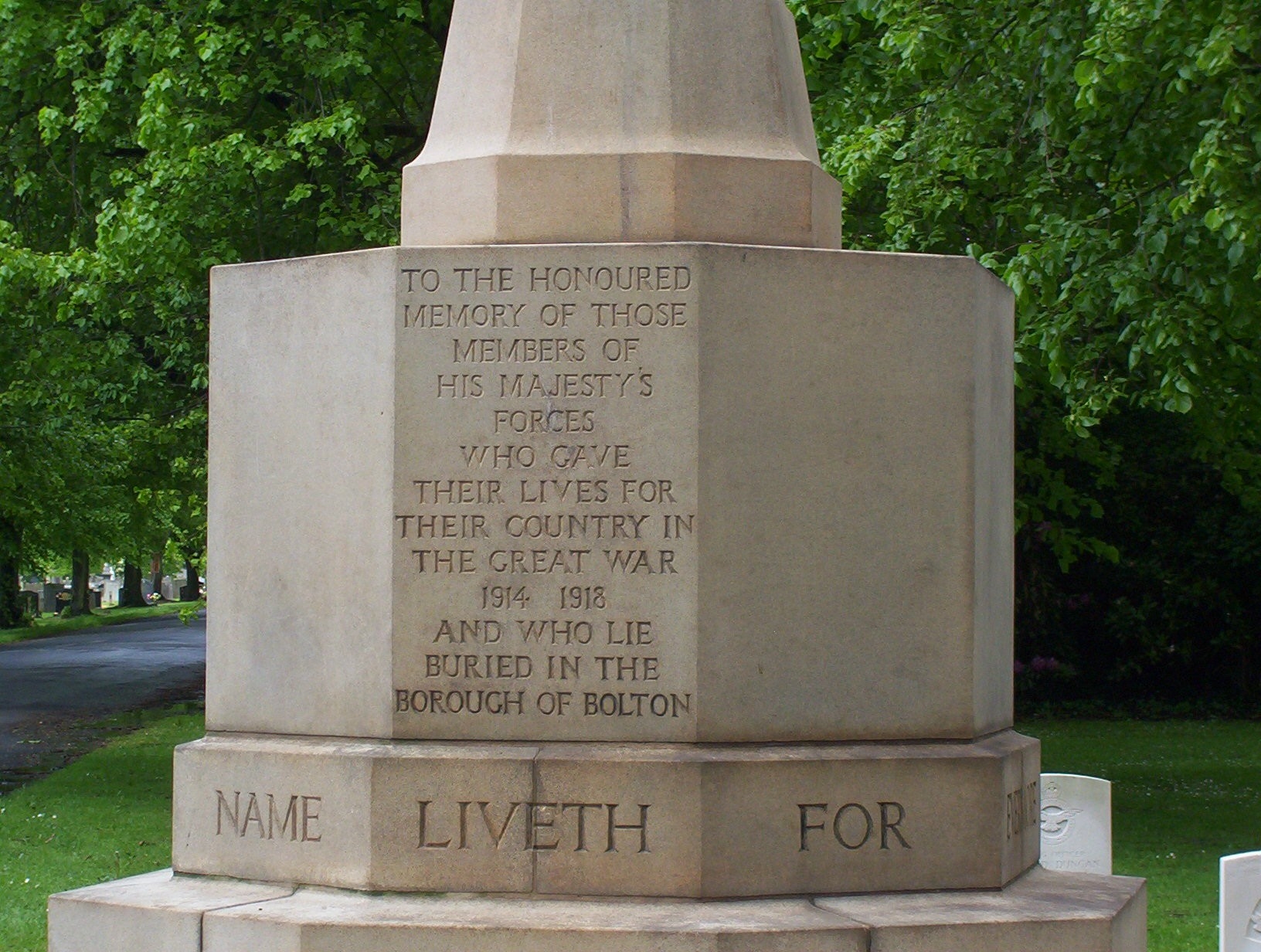 CWGC Cross WW1 - War Memorials Online