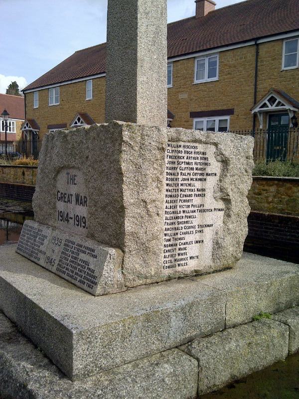 Castle Cary - War Memorials Online