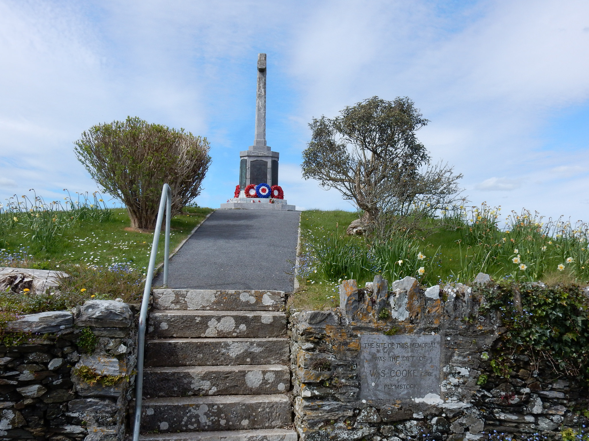 Plymstock - War Memorials Online