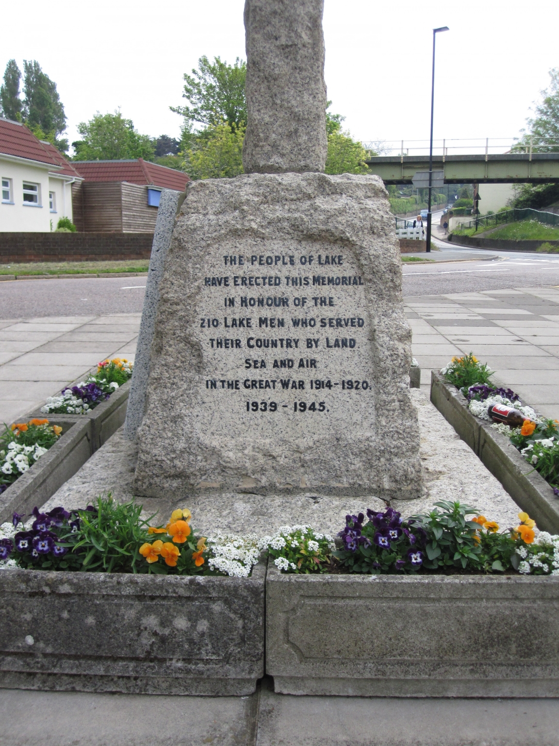 Lake War Memorial
