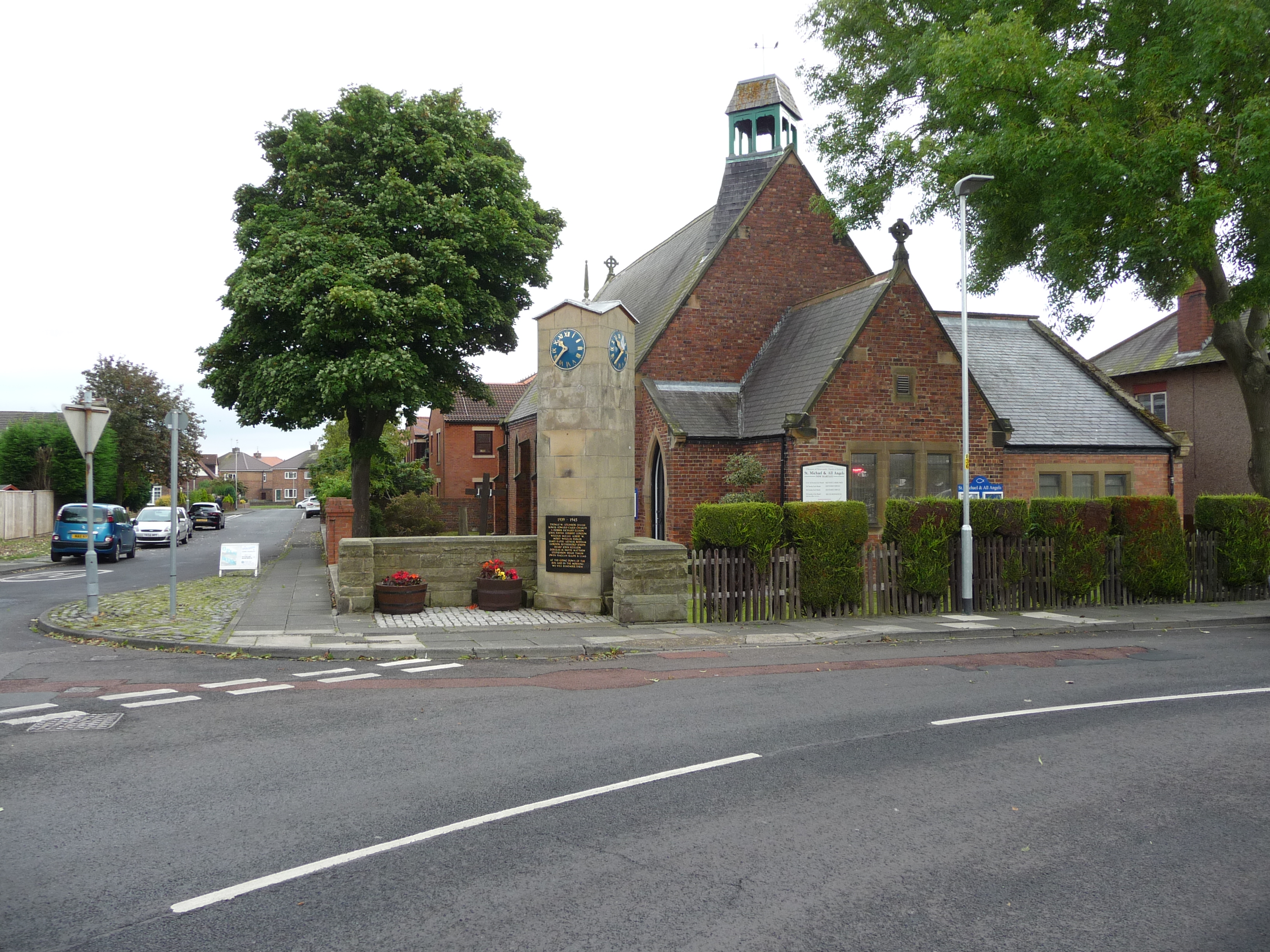 New Hartley War Memorial - War Memorials Online