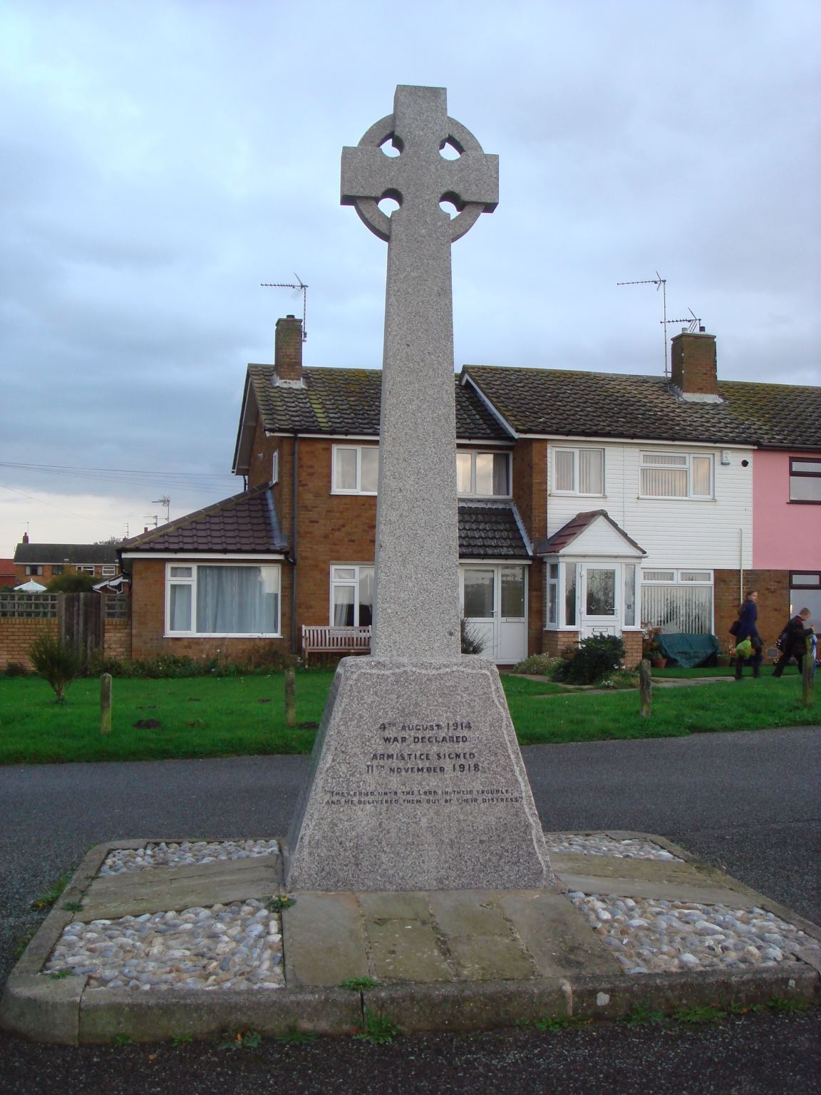 Pakefield - War Memorials Online