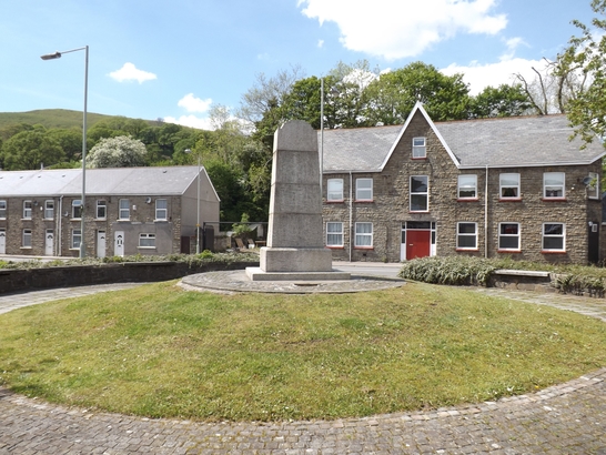 Caerau Cenotaph