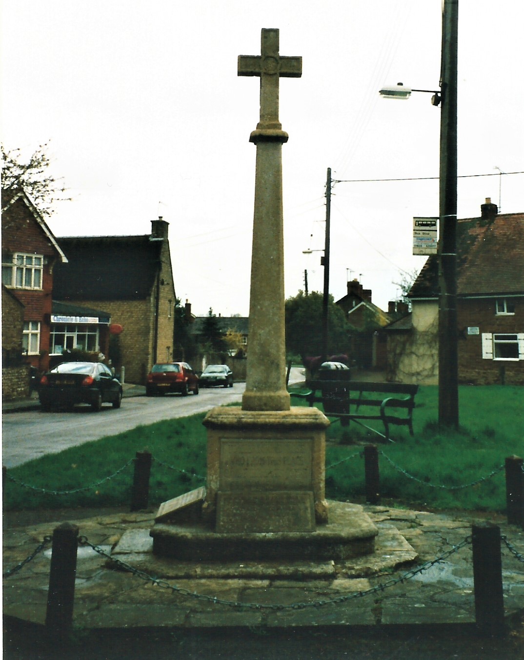 Milton Malsor War Memorial. - War Memorials Online